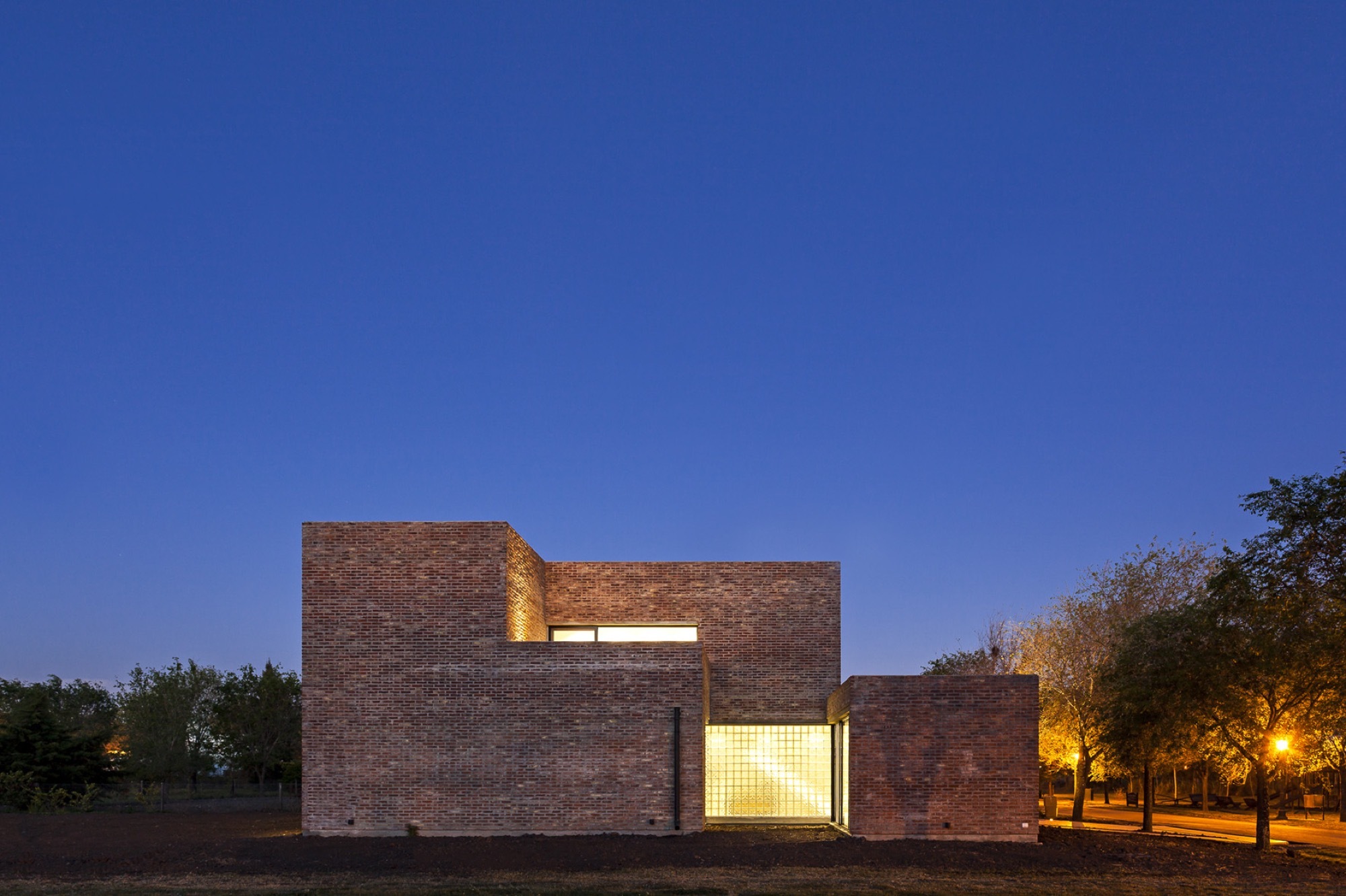 Casa con Ladrillos / Martín Aloras | ArchDaily México
