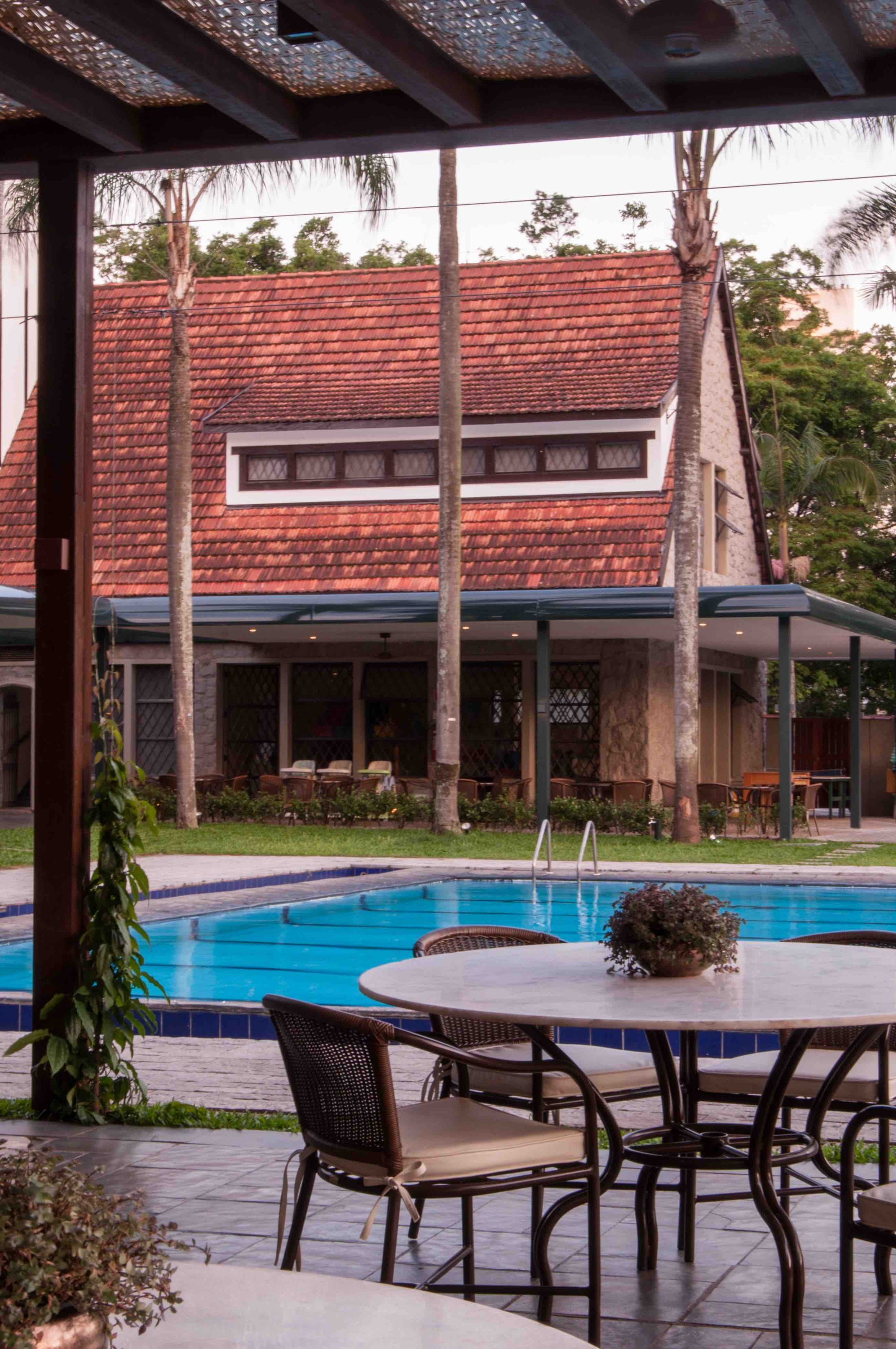 Galeria de Varanda da Piscina da Shp / VD Arquitetura - 20