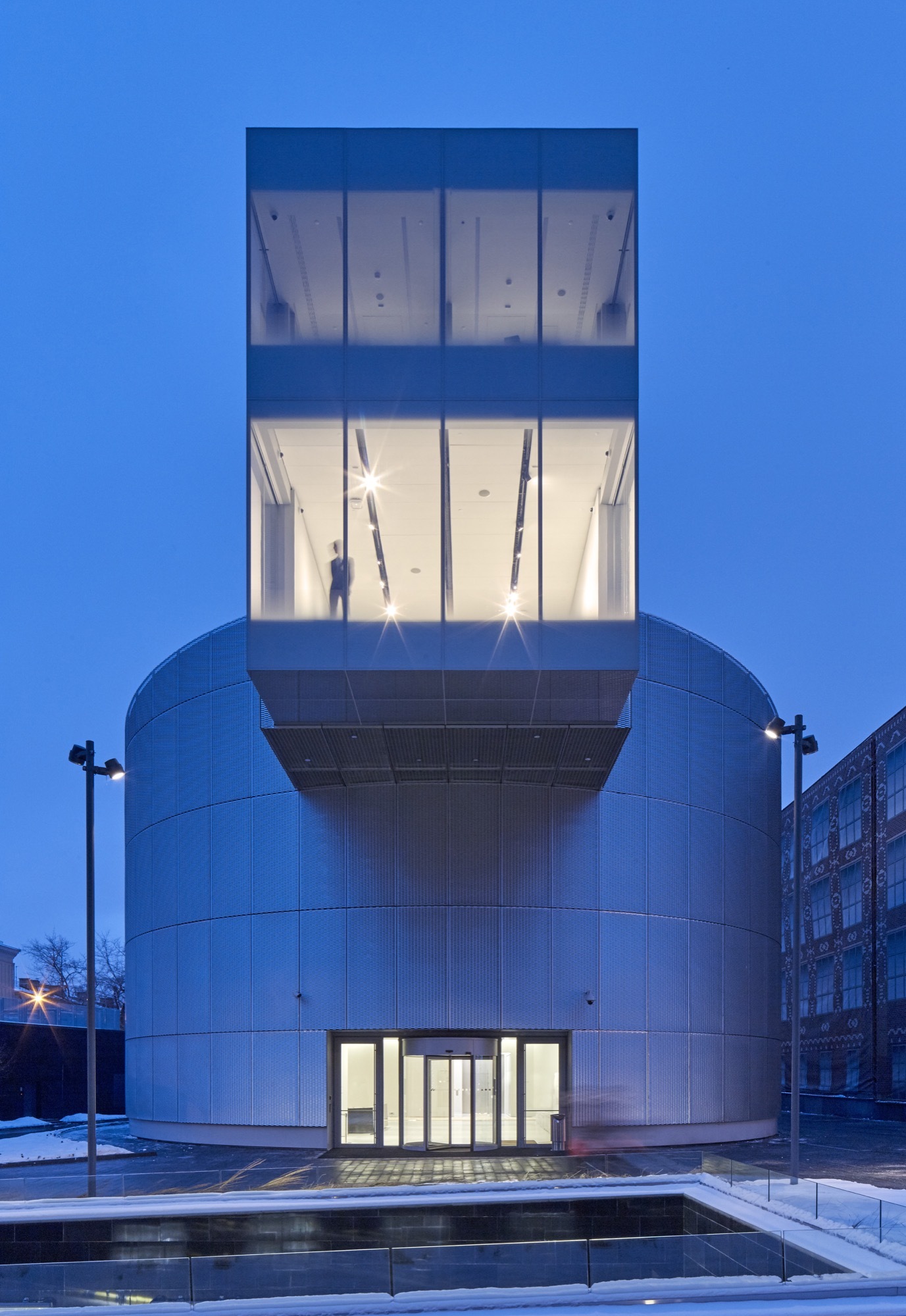 Bolshevik Factory-Museum of Russian Impressionism / John McAslan ...