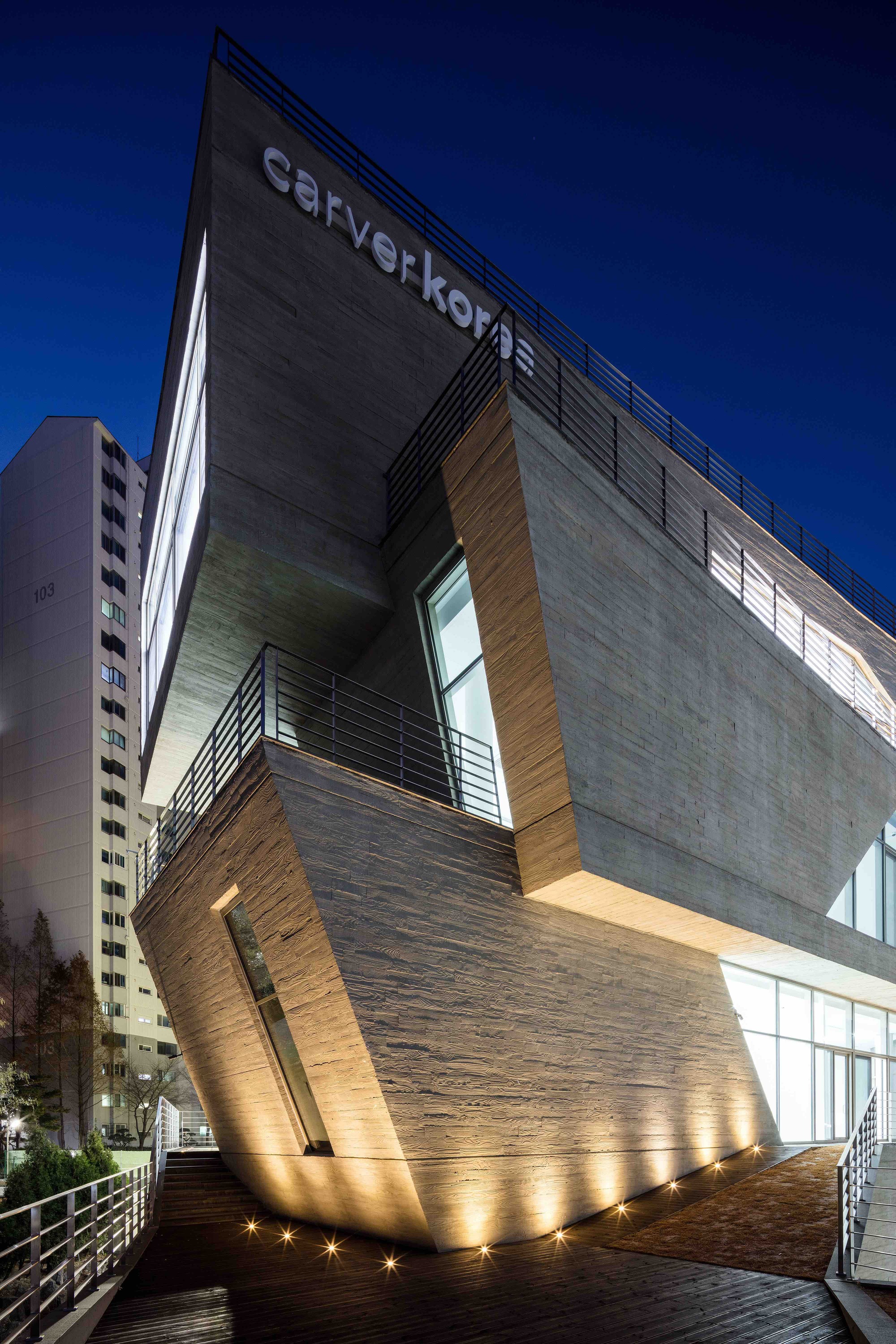 Gallery of Unicity / D-Werker Architects - 9