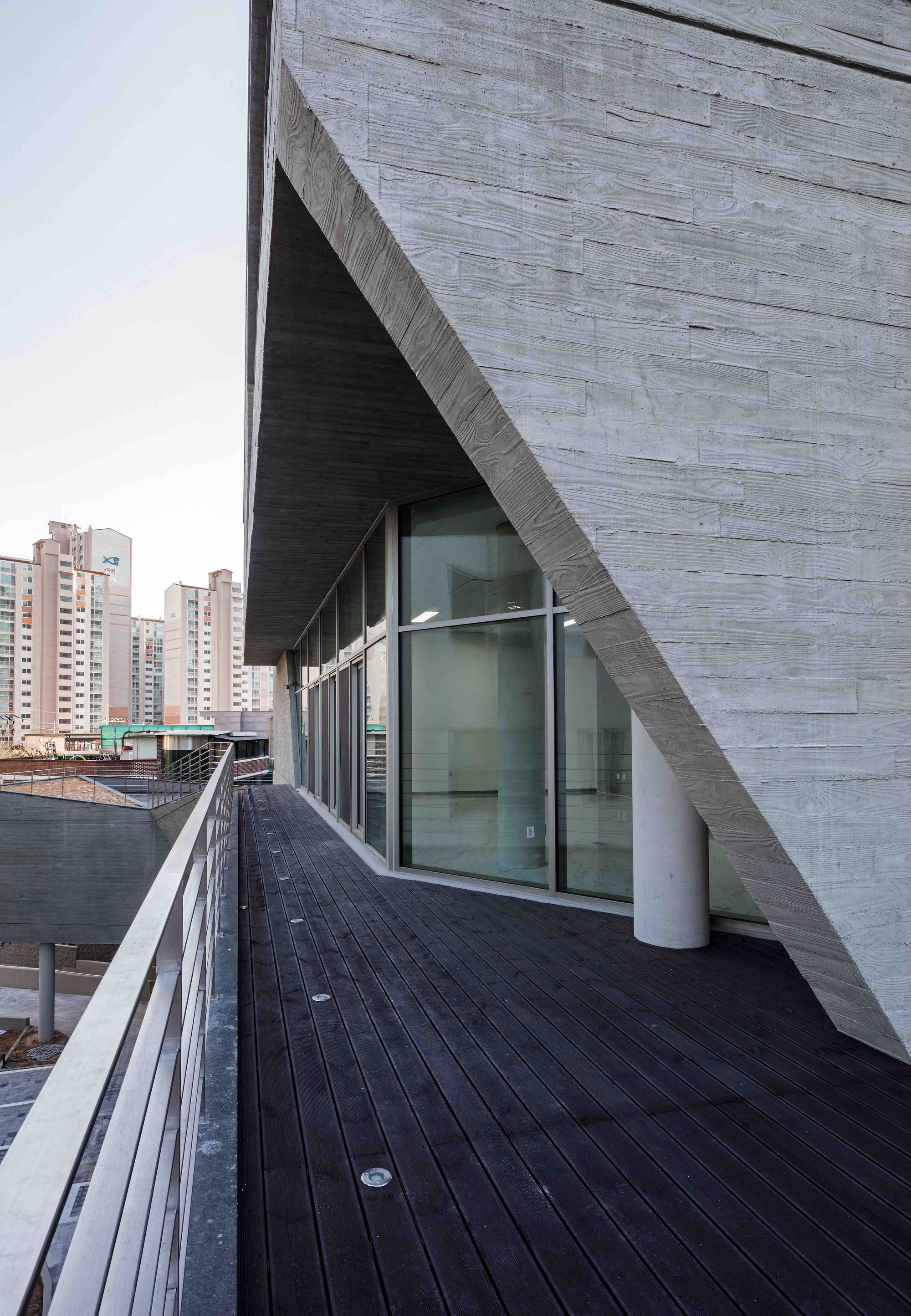 Gallery of Unicity / D-Werker Architects - 20