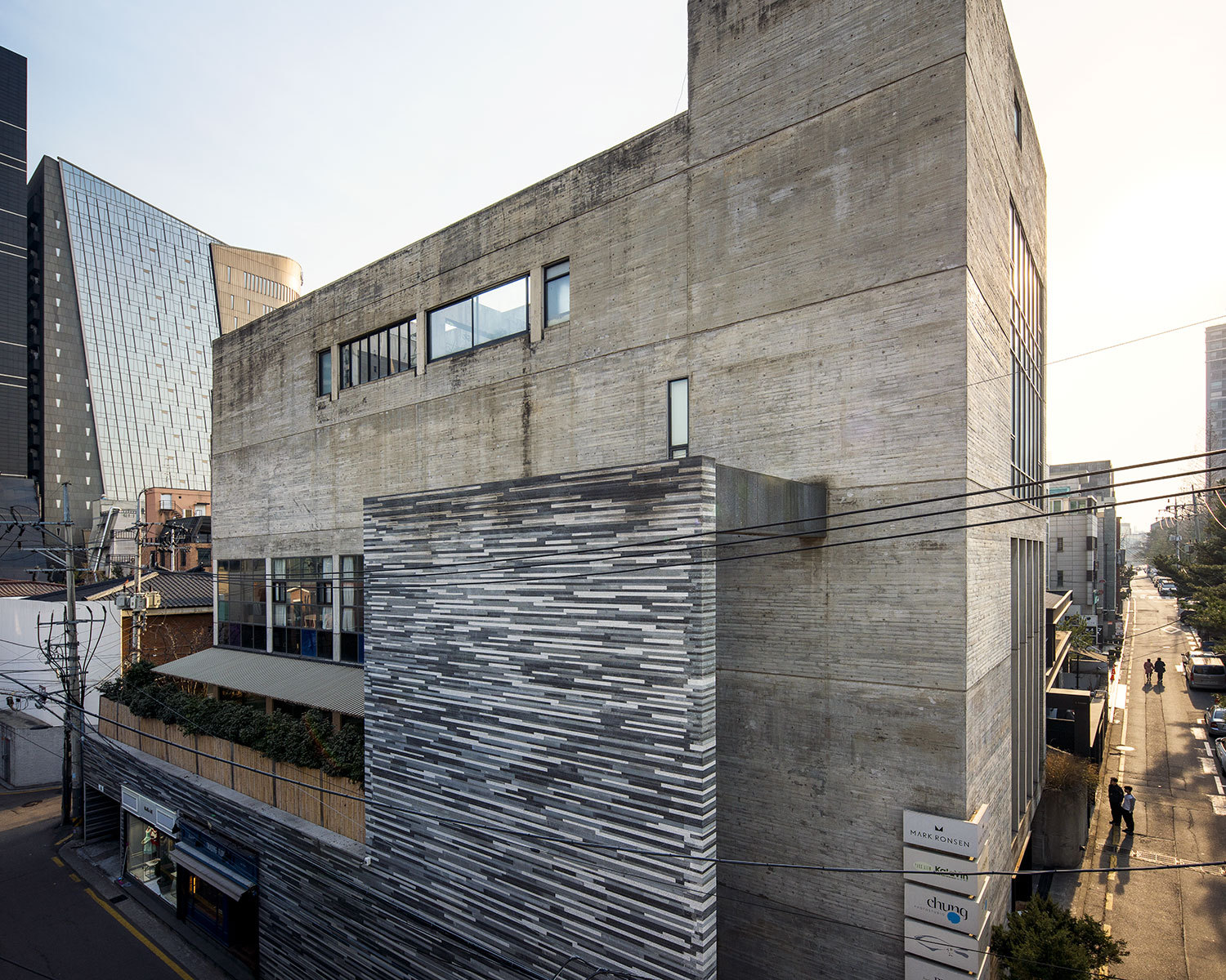 Gallery of Korean Curiosity: Is Seoul Experiencing a "Neo-Brutalist ...