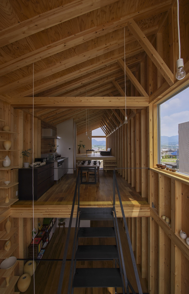 Gallery of 22 Skinny Houses With a Narrow Footprint and a Broad Impact - 8