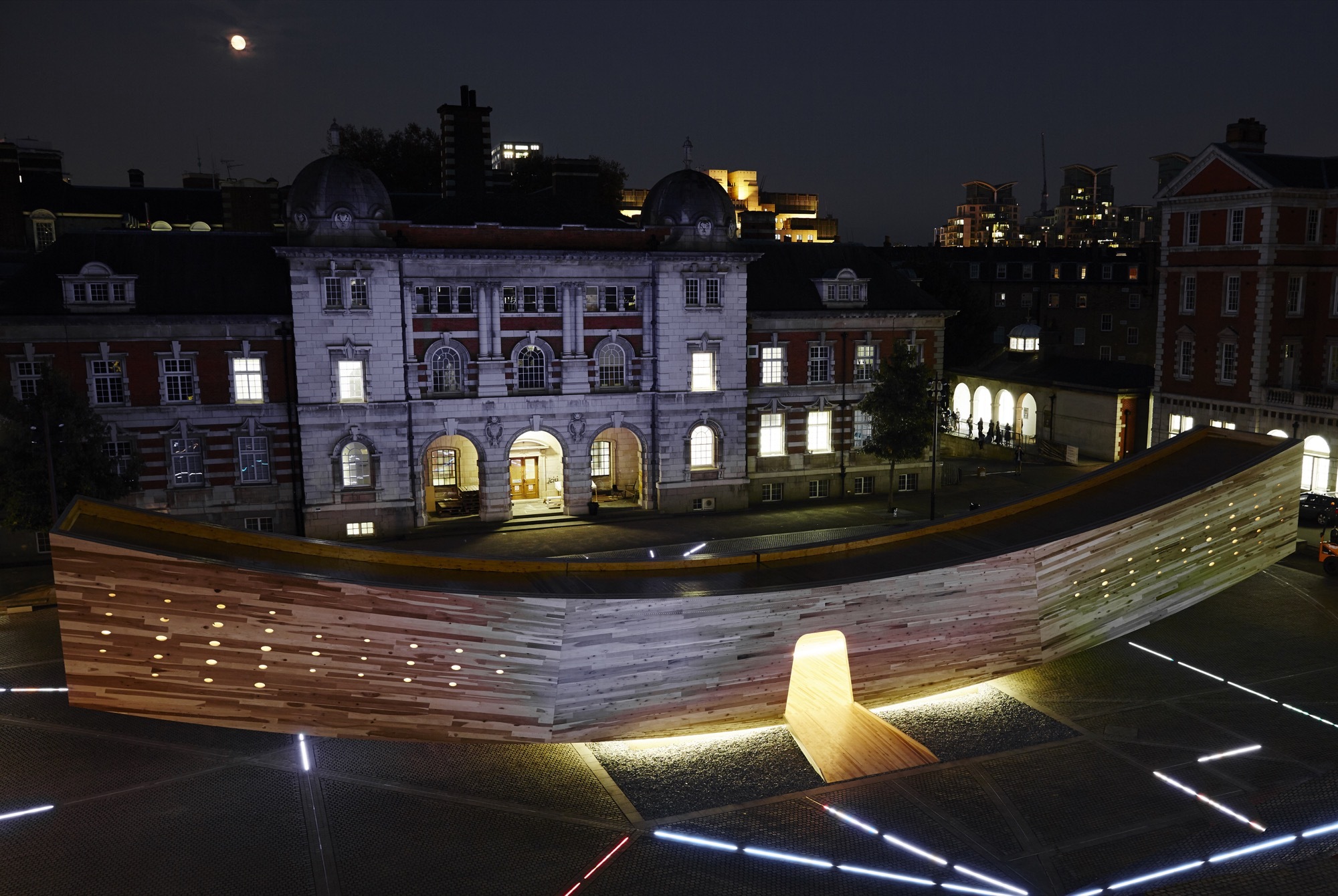 Galería de The Smile / Alison Brooks Architects - 11