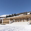 Kulm Eispavilion / Foster + Partners | ArchDaily