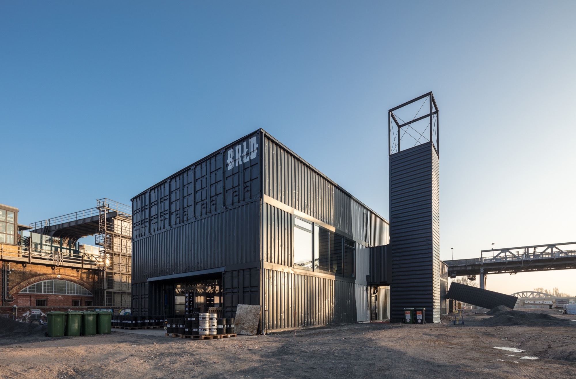 Gallery of BRLO BRWHOUSE / Graft Architects - 11