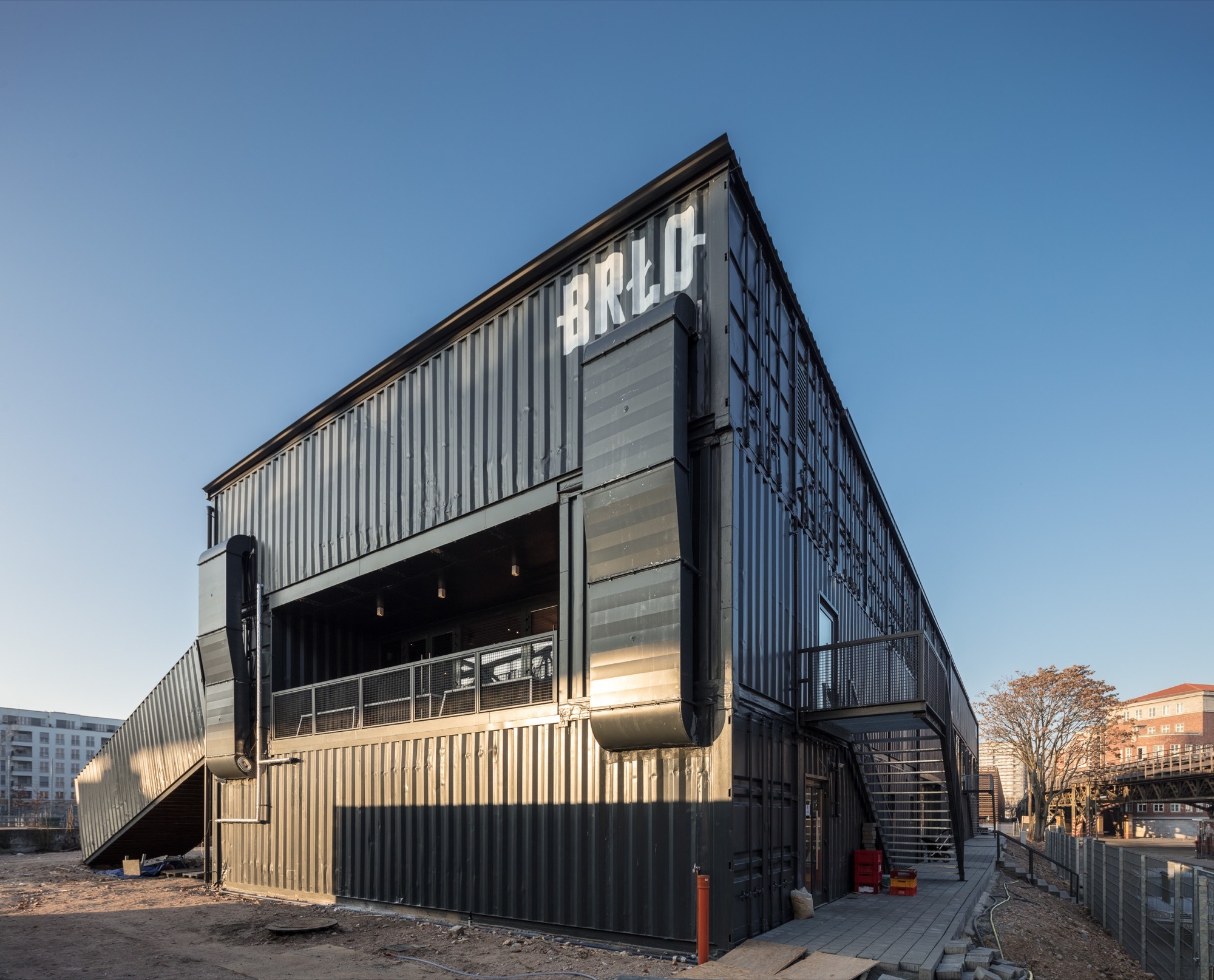 Galería de BRLO BRWHOUSE / Graft Architects - 8