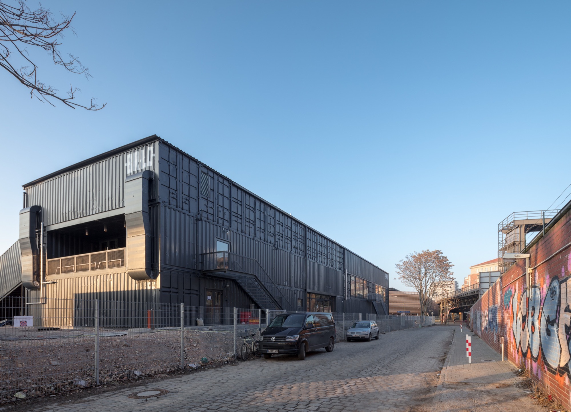 Gallery of BRLO BRWHOUSE / Graft Architects - 16