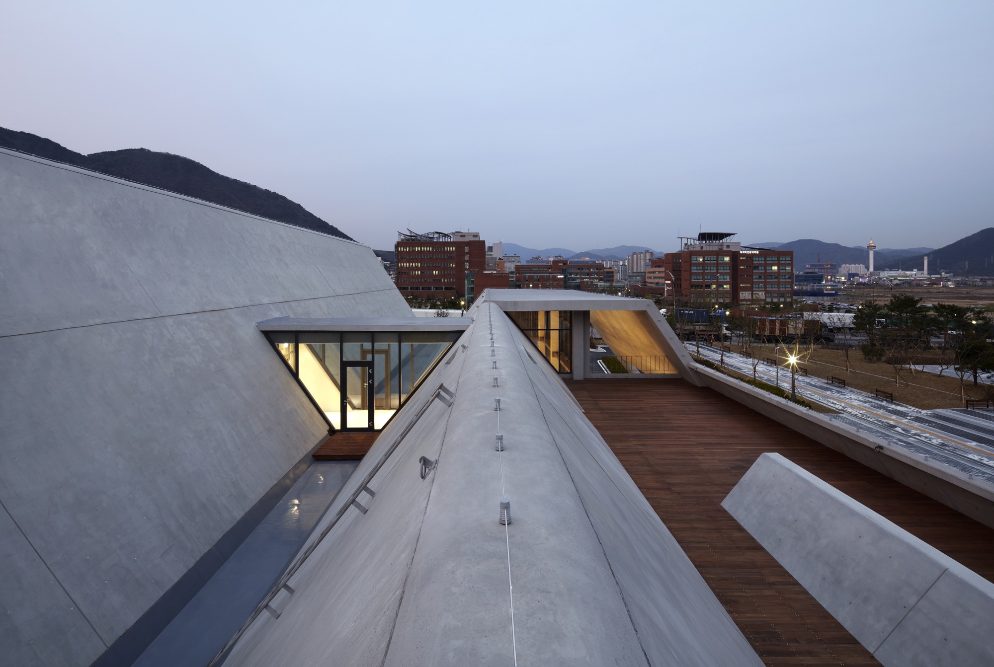 Gallery of Design Strategy & Research Center / THE_SYSTEM LAB - 6