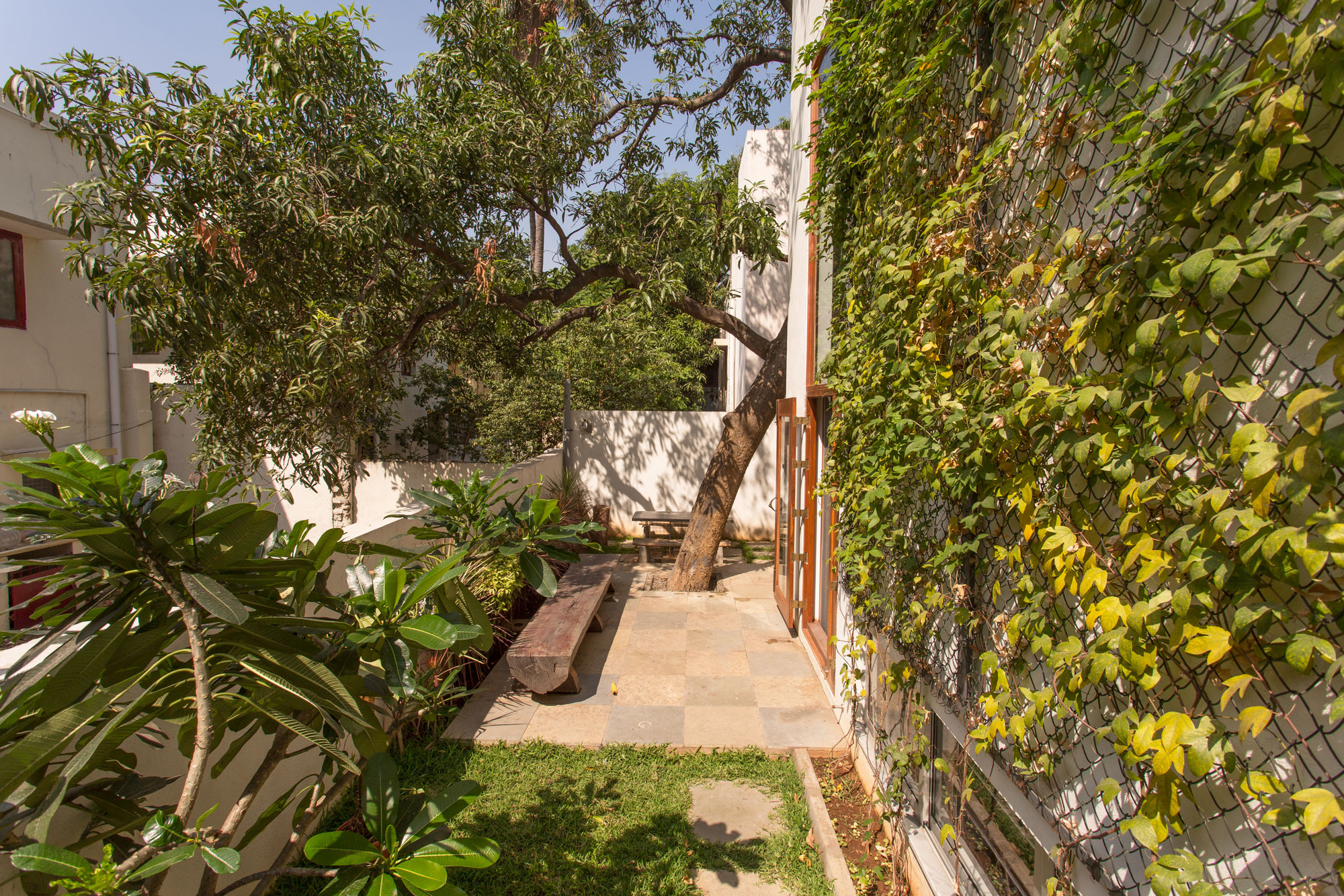 Gallery of KSM Architecture Studio / KSM Architecture - 27