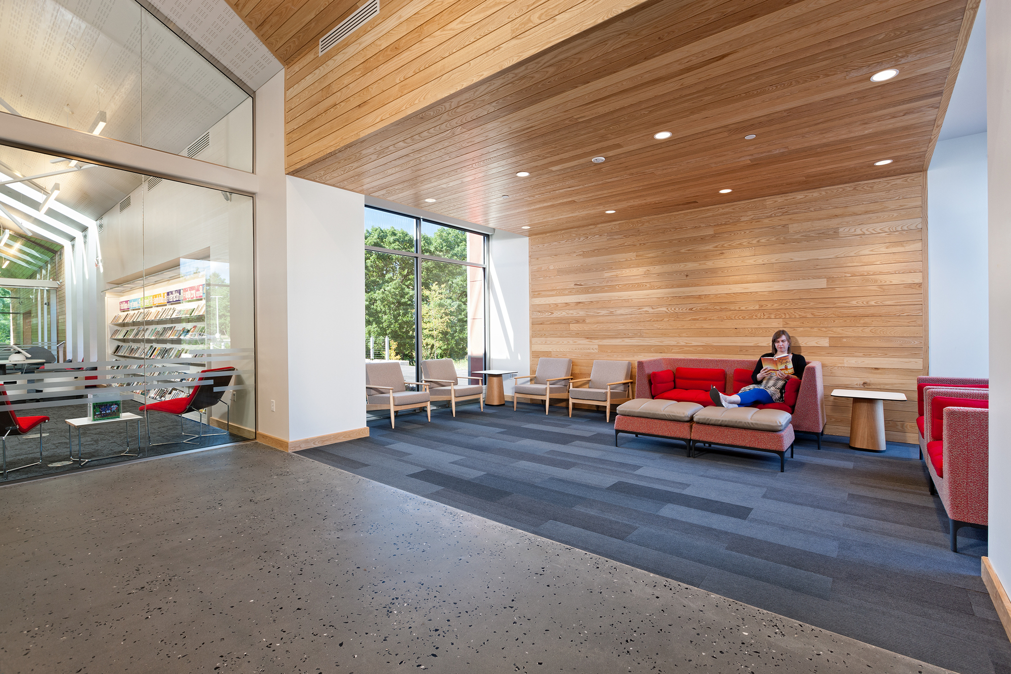 Gallery of Varina Area Library / BCWH Architects - 11