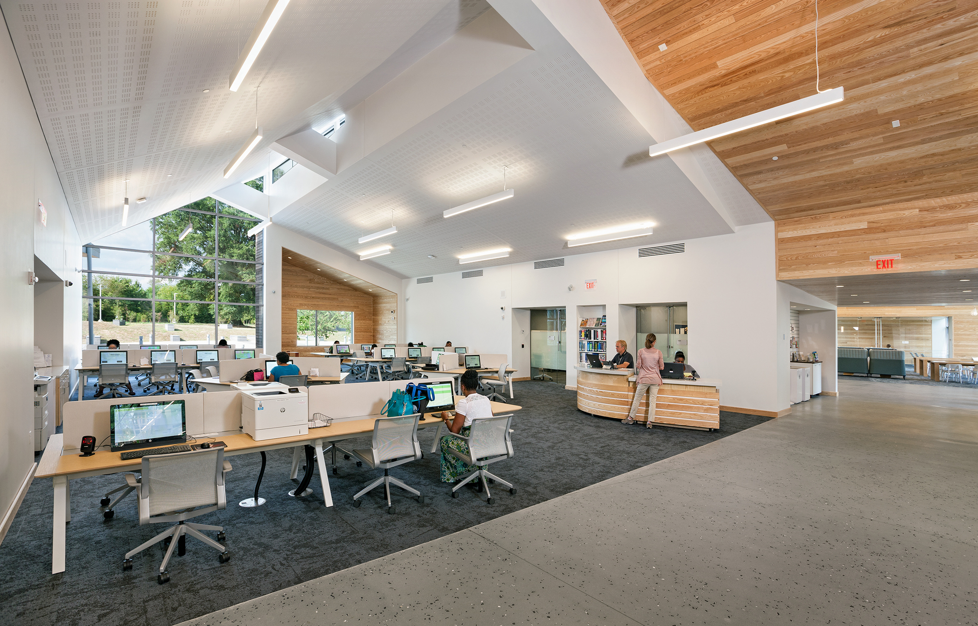 Gallery of Varina Area Library / BCWH Architects - 28