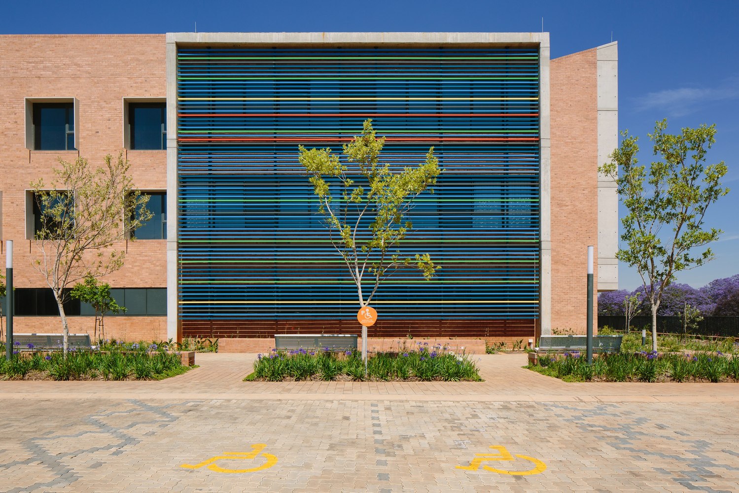 Gallery of Nelson Mandela Children's Hospital / Sheppard Robson + John ...