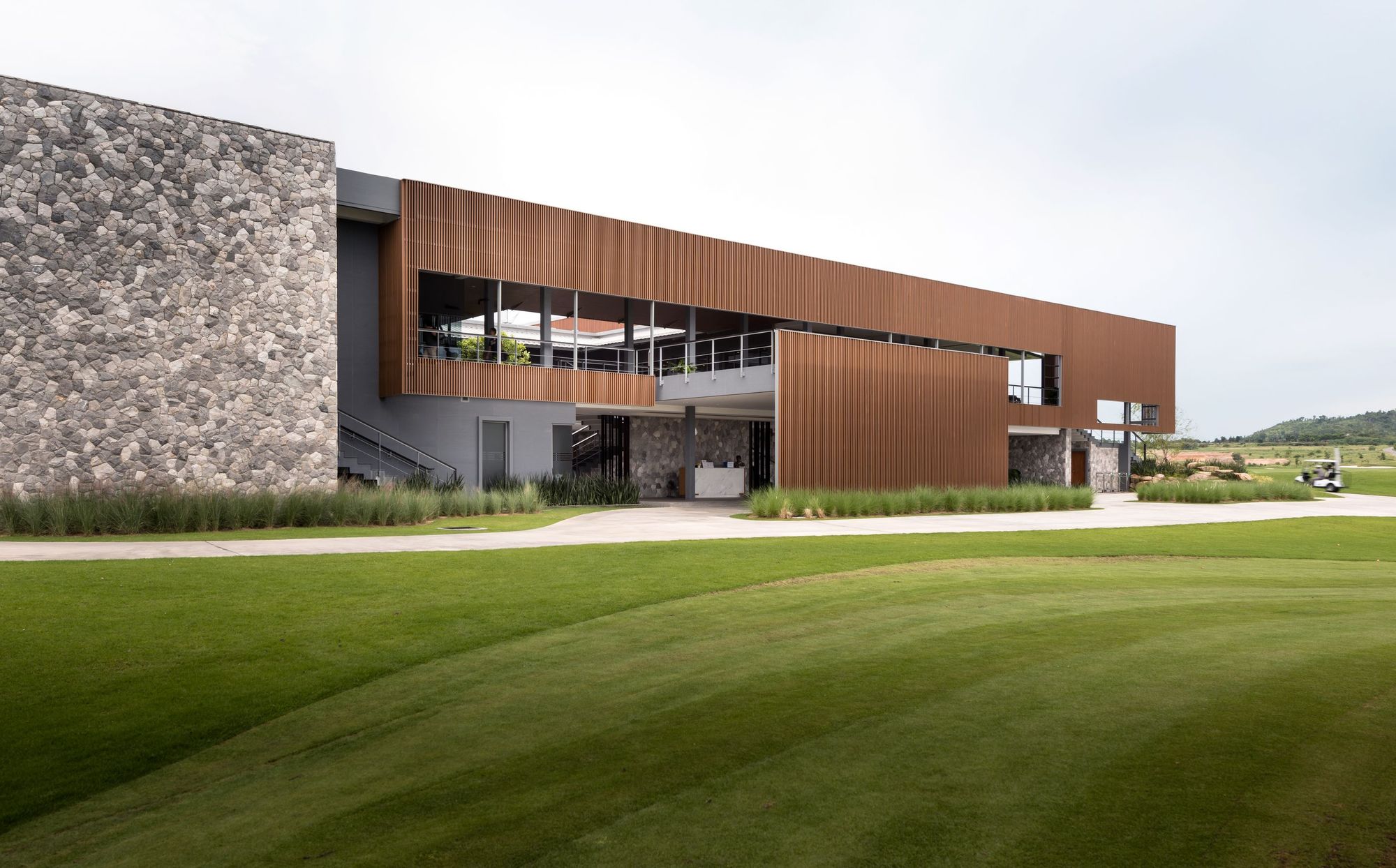 Gallery of Siam Country Club Waterside / The Office of Bangkok ...