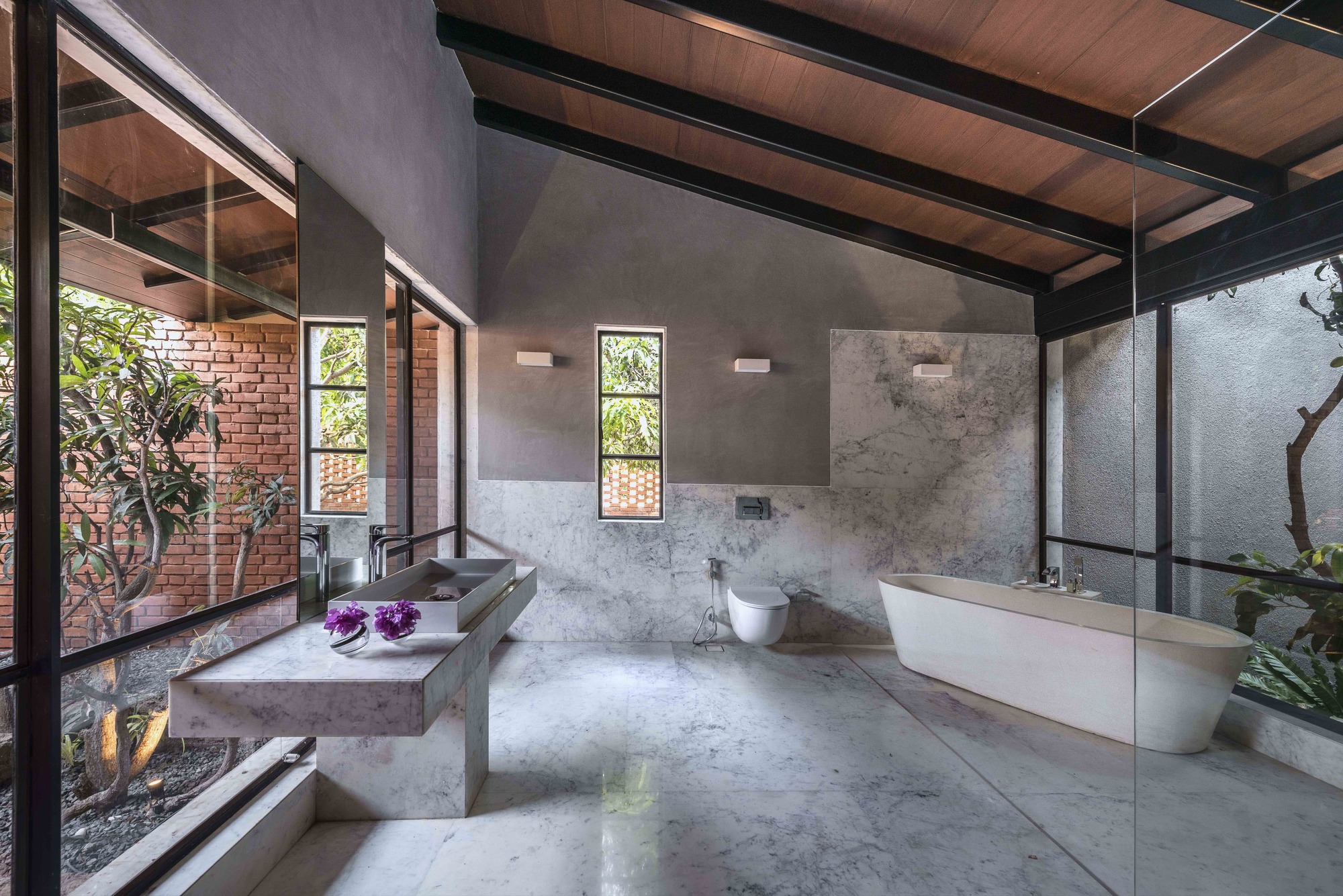 Gallery of The Twin Houses / SPASM Design Architects - 15