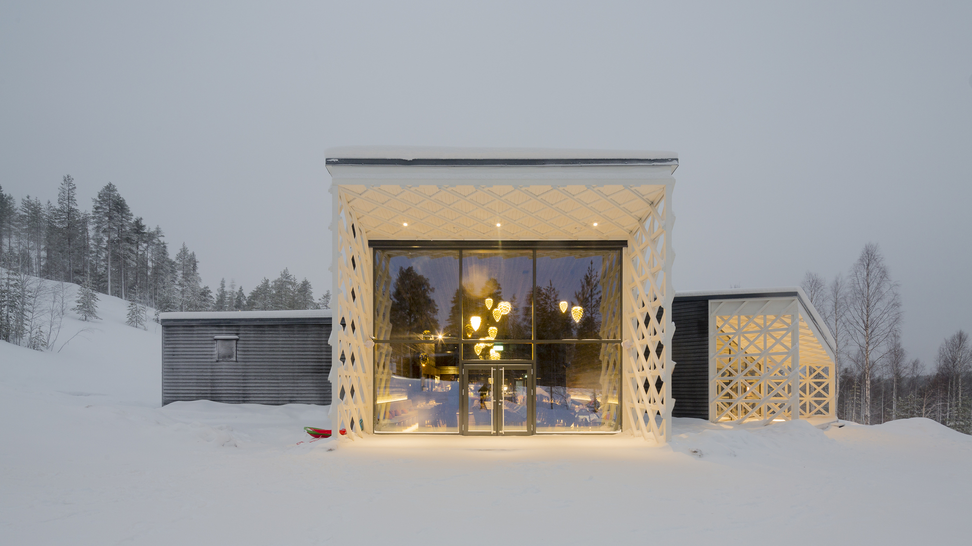 Gallery of Arctic TreeHouse Hotel / Studio Puisto - 6