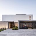 Gallery of See Through House / Wallflower Architecture + Design - 30