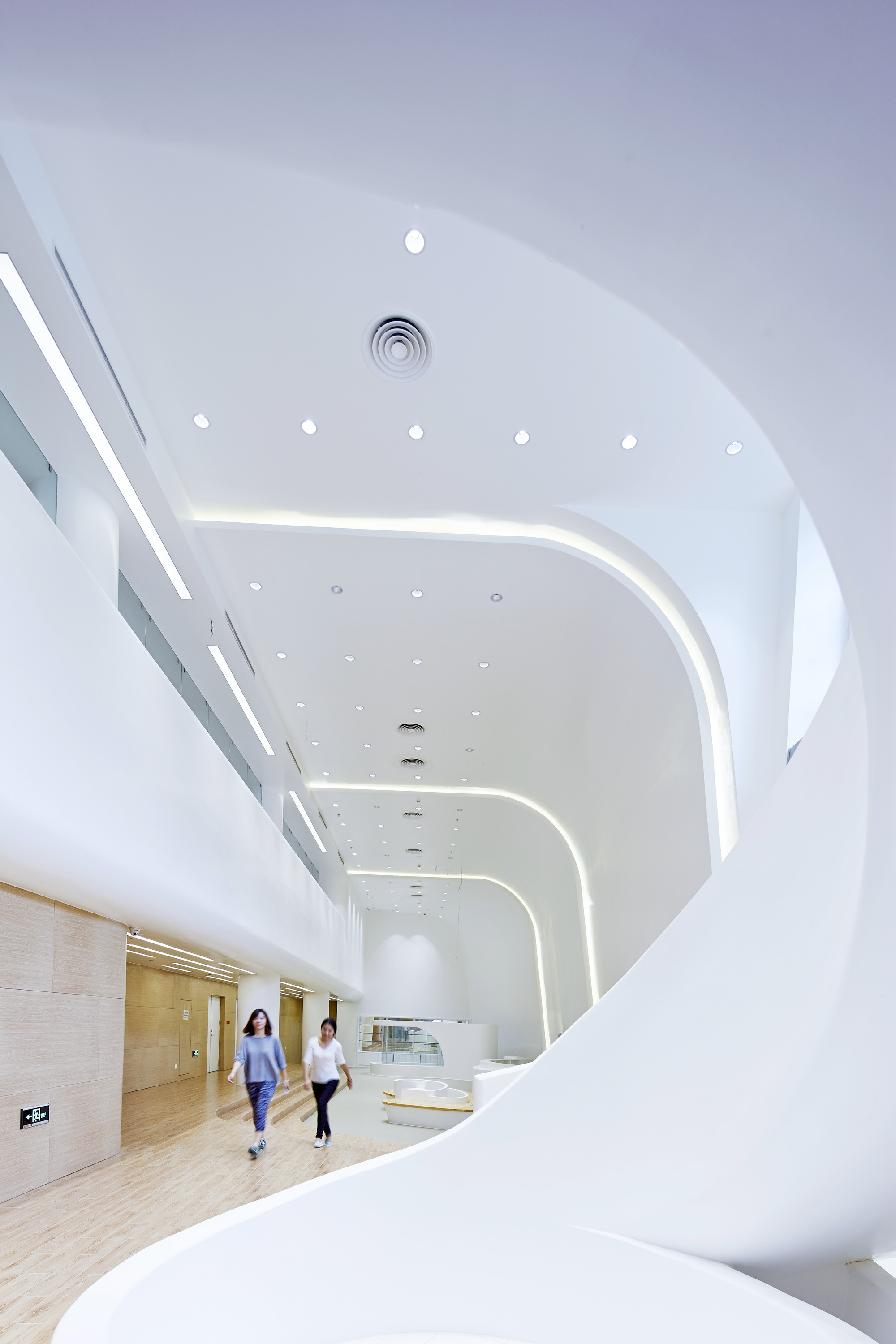 Gallery of Hongkun Xihongmen Sports Park / Mochen Architects&Engineers - 7