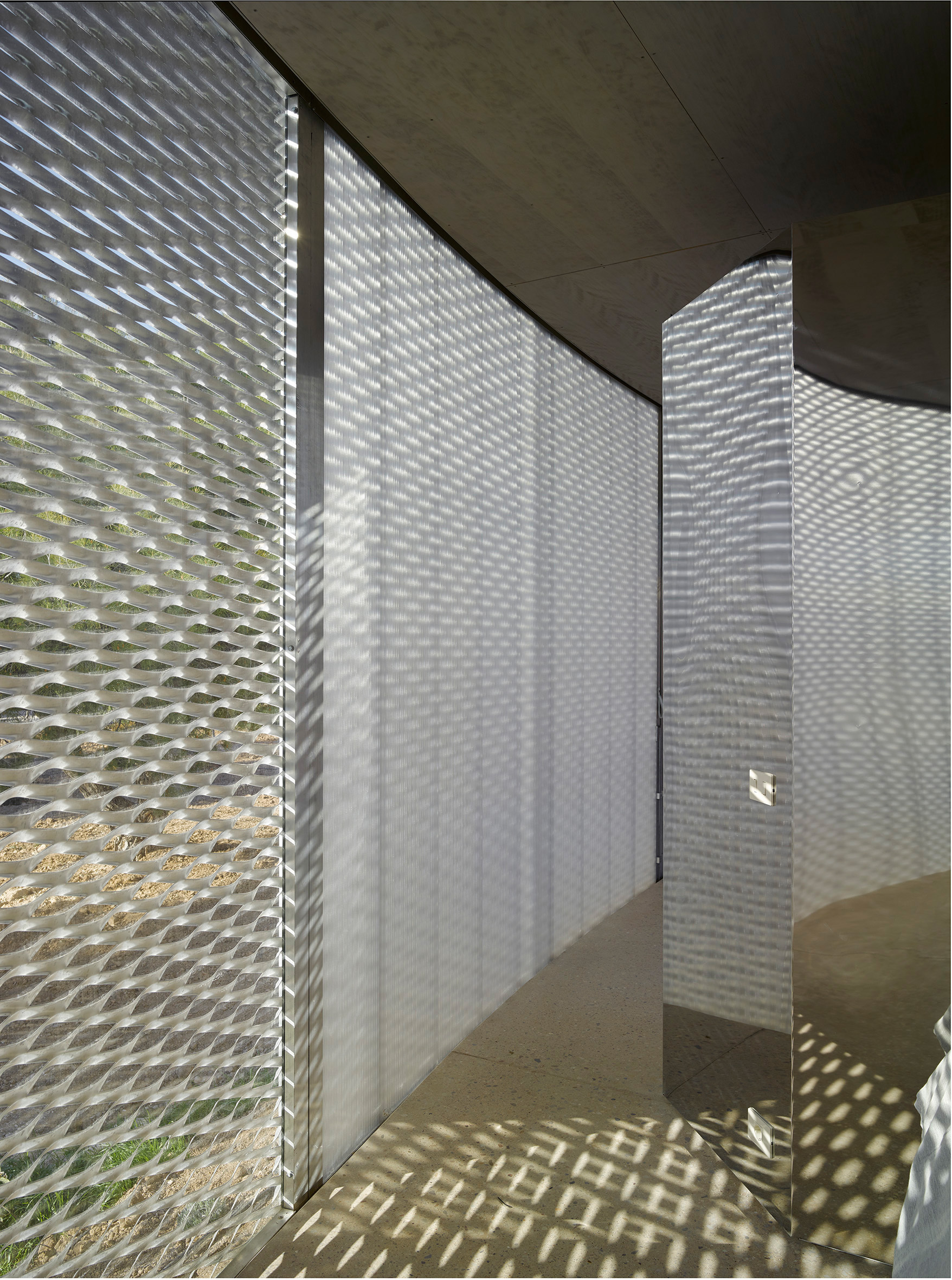 画廊 森林独奏屋 / Office KGDVS - 4