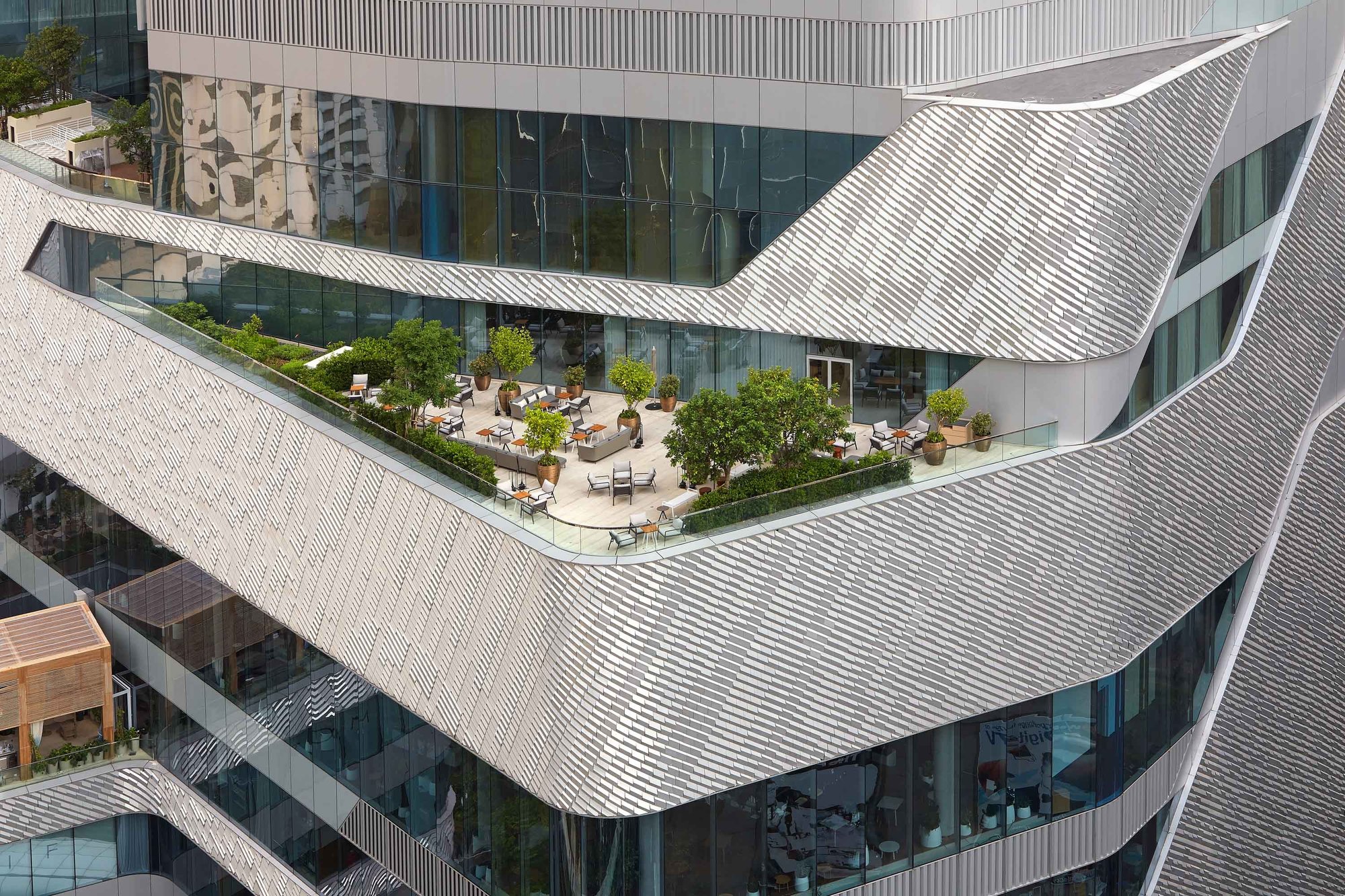 Gallery of Central Embassy in Bangkok / AL_A - 3