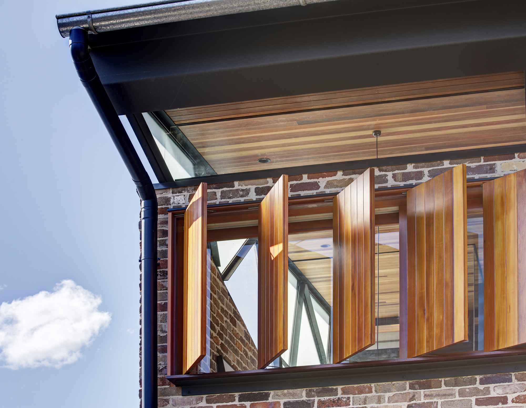 Gallery of Truss House / Carter Williamson Architects - 4