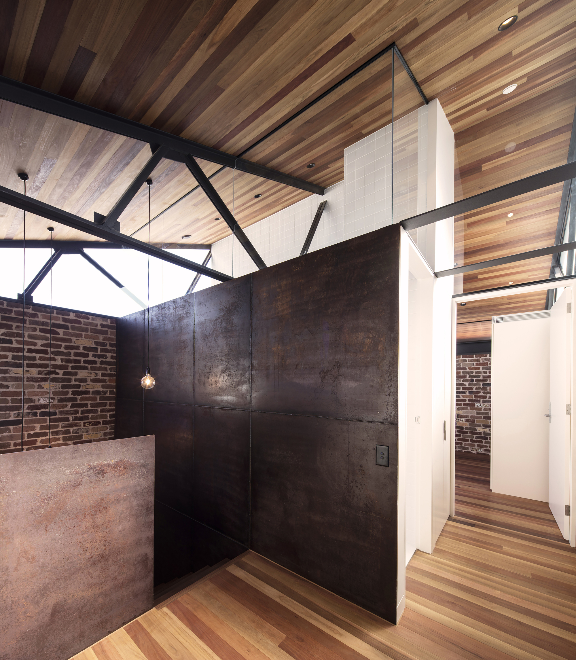 Gallery of Truss House / Carter Williamson Architects - 3