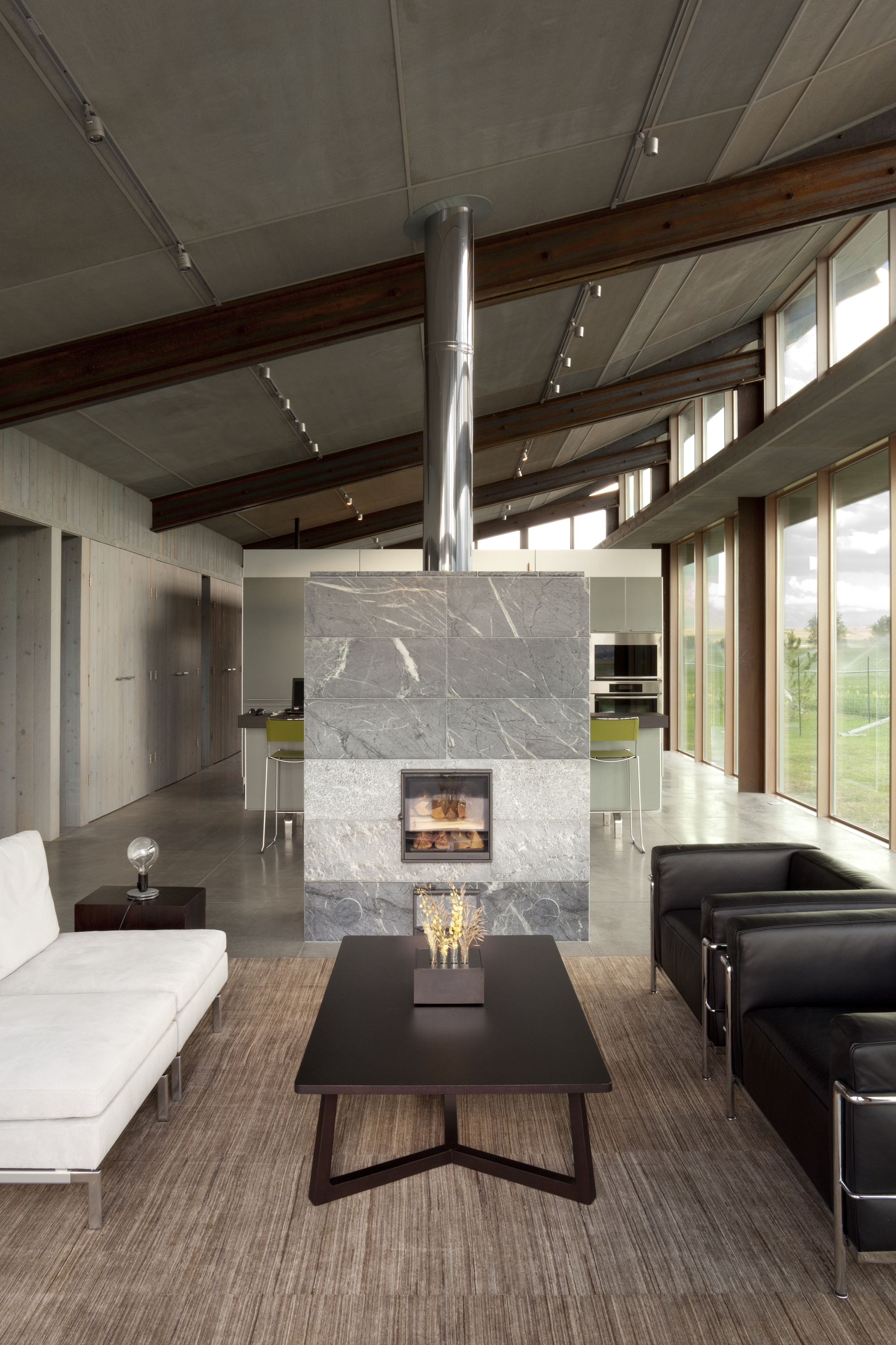 Gallery of Glass Farmhouse / Olson Kundig - 5