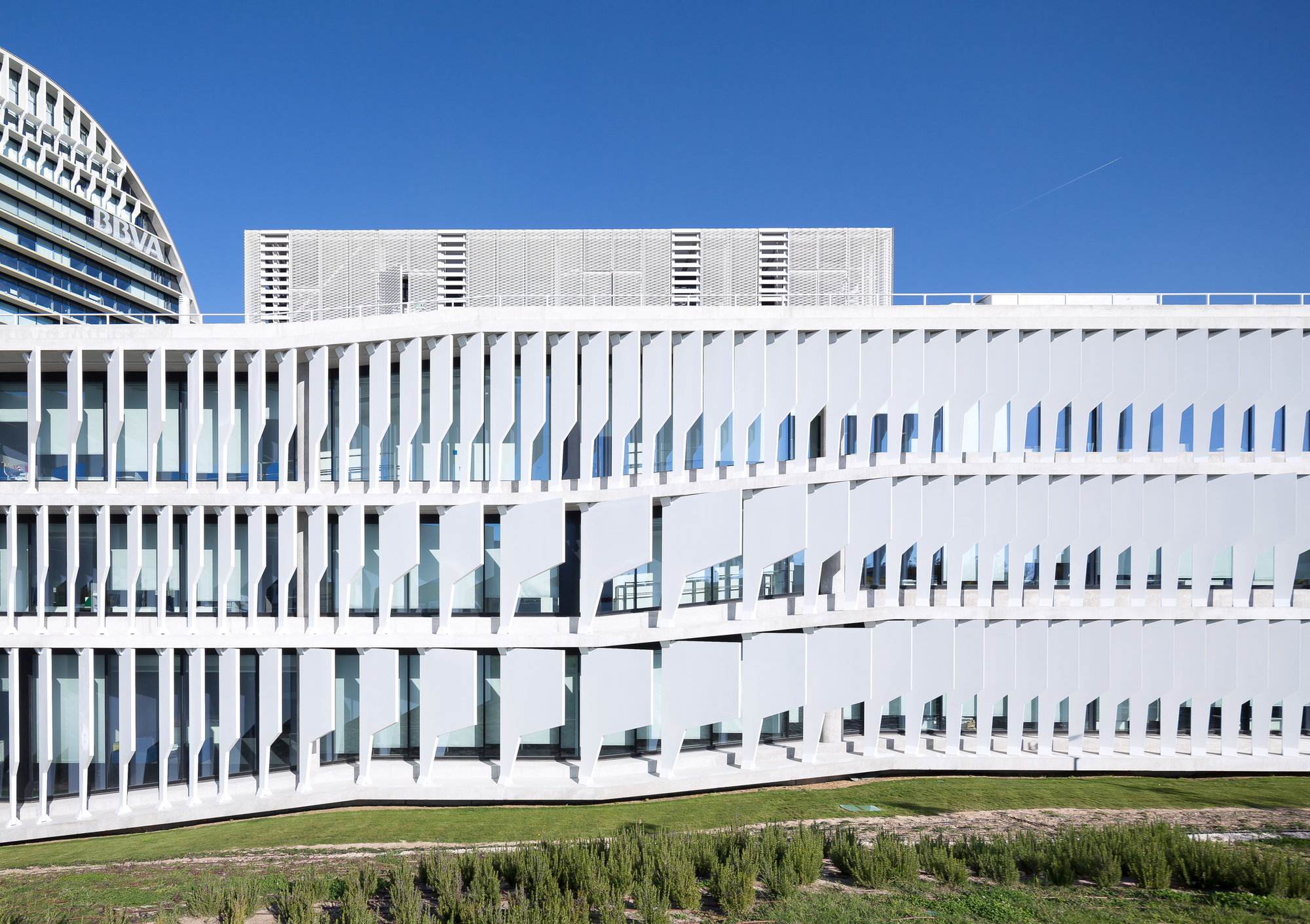 Gallery of Herzog & de Meuron’s BBVA Headquarters in Madrid Through ...