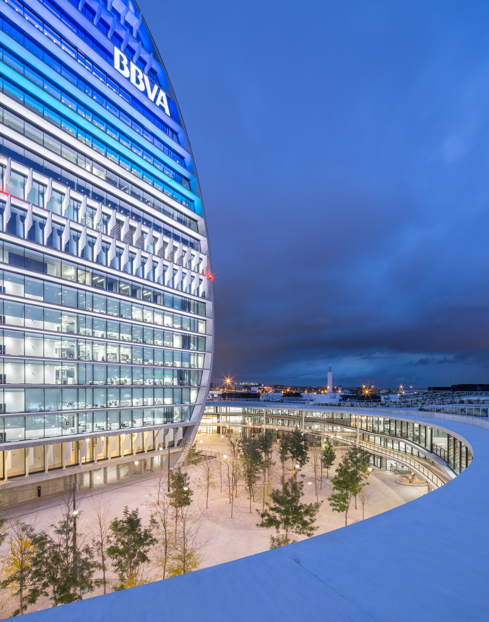Gallery of Herzog & de Meuron’s BBVA Headquarters in Madrid Through ...