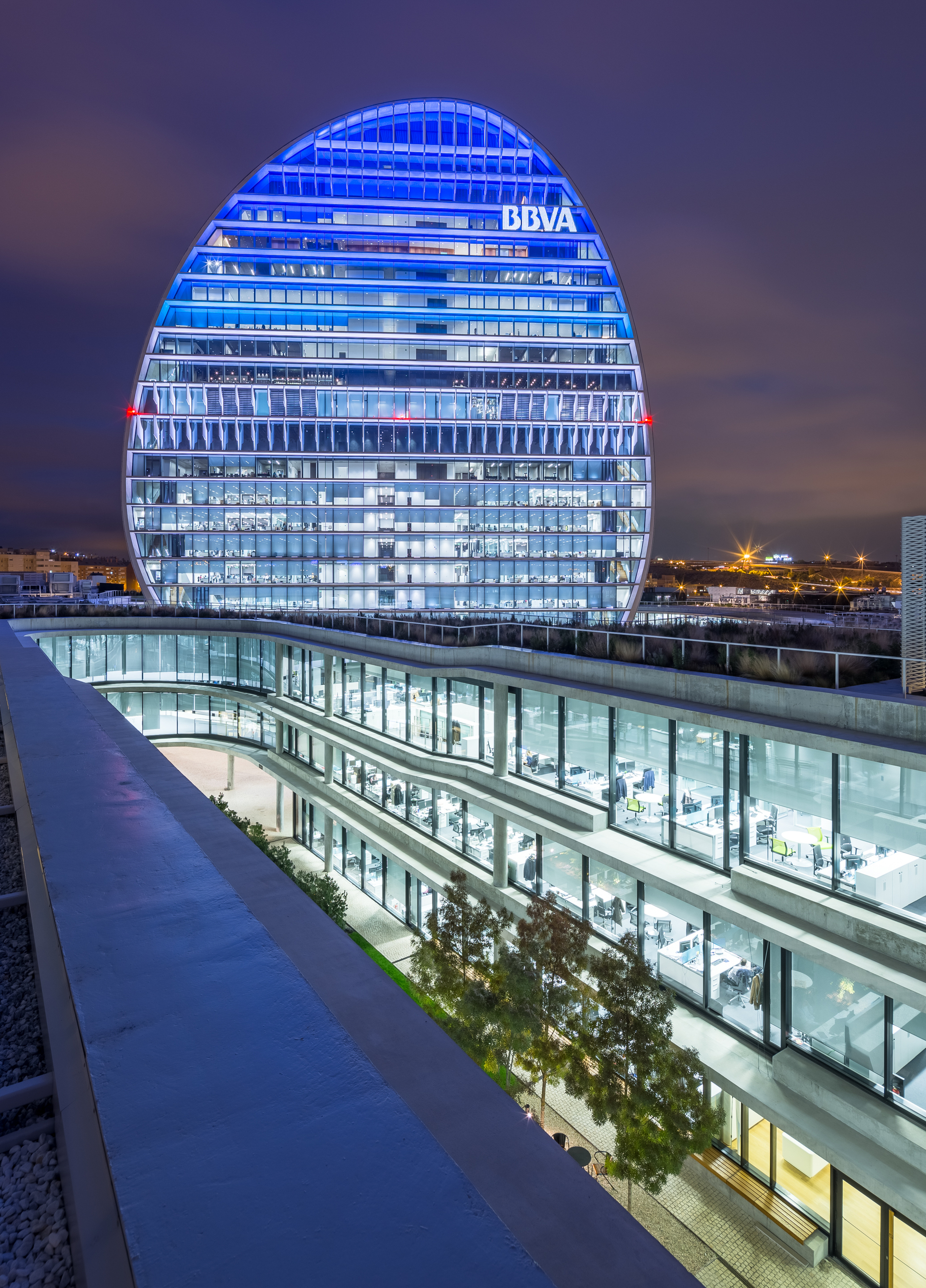 Gallery of Herzog & de Meuron’s BBVA Headquarters in Madrid Through ...