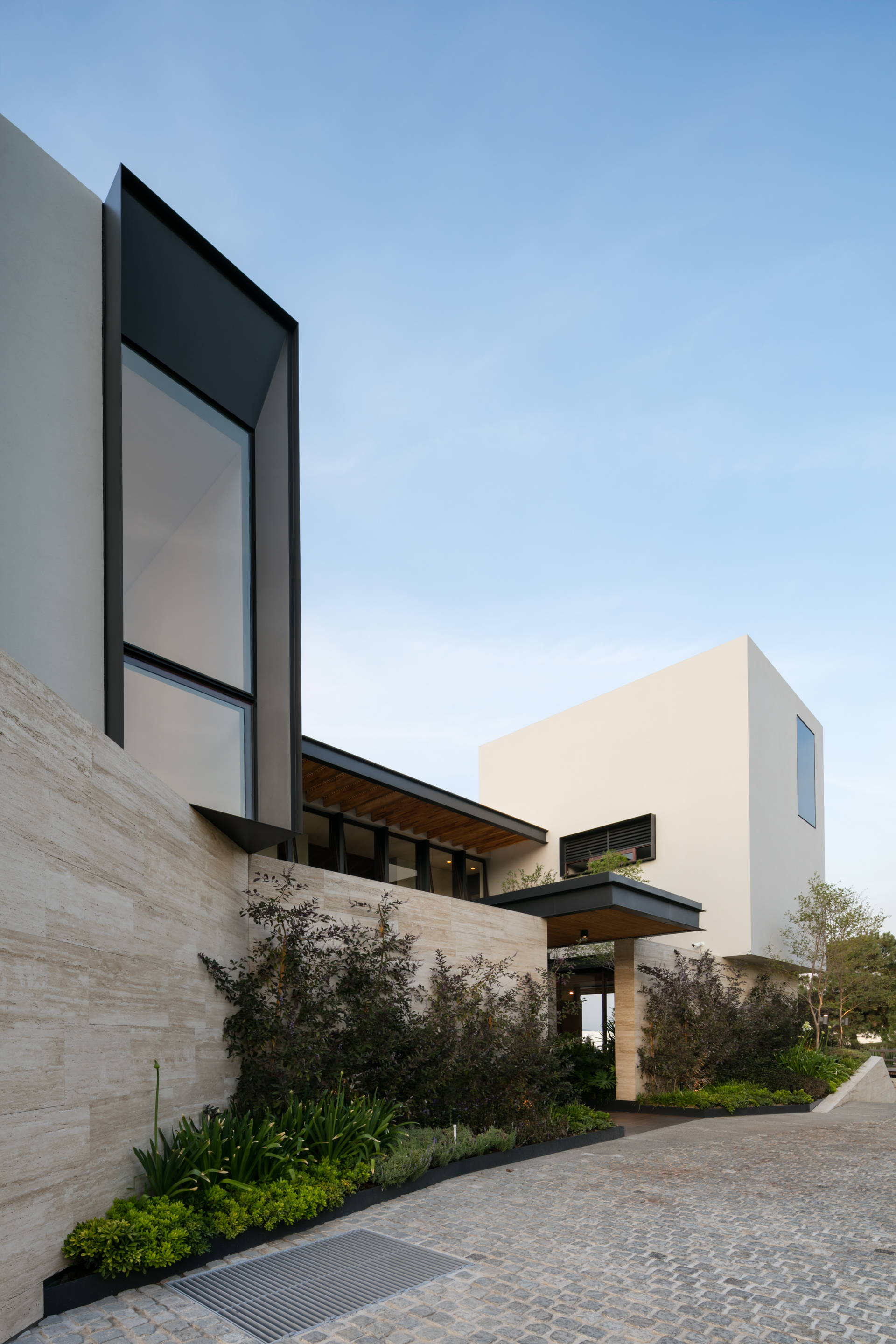 Galería de Casa Chaza / AE Arquitectos - 13