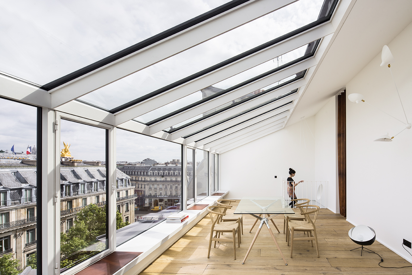 Galeria de A luz zenital como solução de iluminação natural em 16 ...
