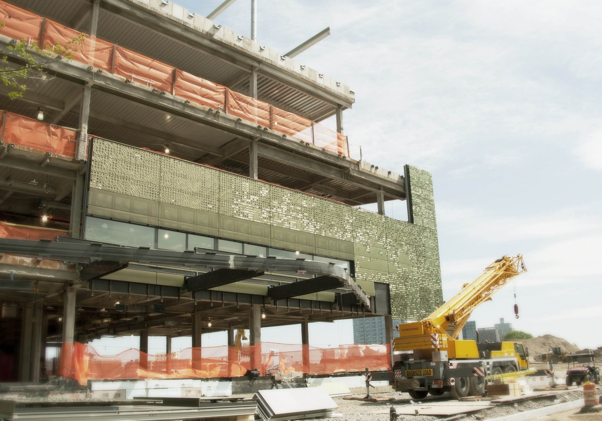 Gallery of Morphosis' Bloomberg Center at Cornell Tech Aims for Net ...