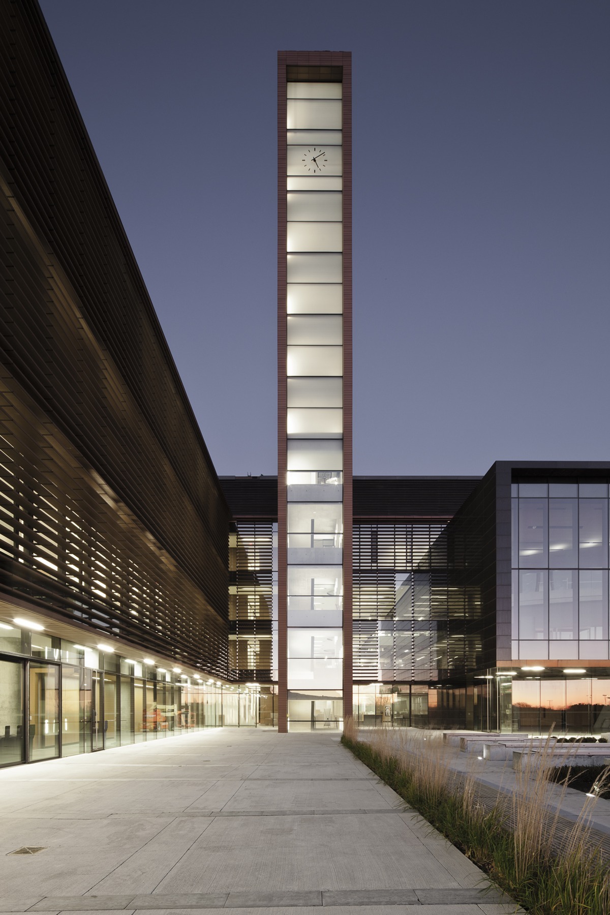 Gallery of Vaughan City Hall / KPMB Architects - 7