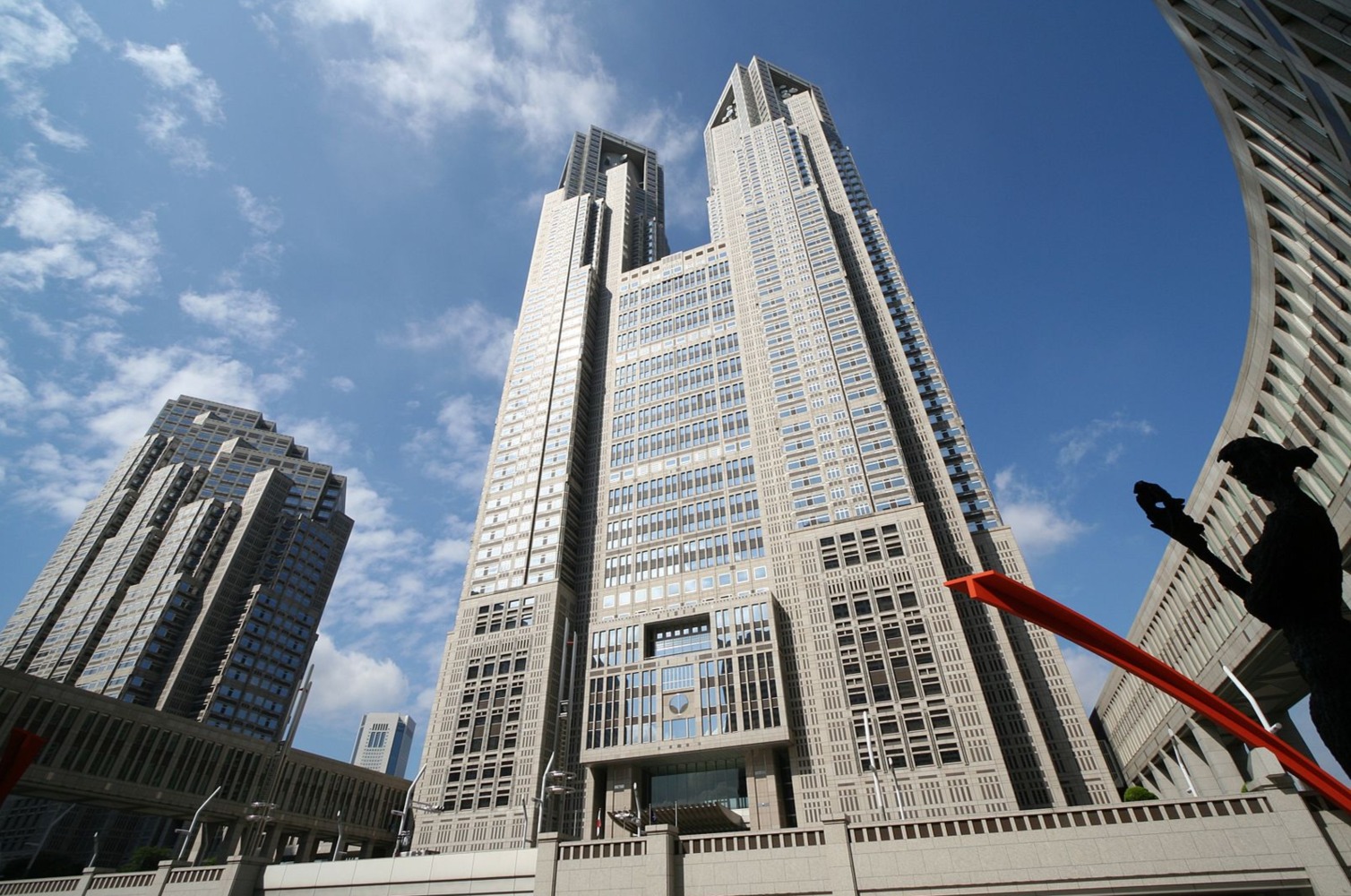 Gallery of 13 Buildings That Have Aged Magnificently - 8