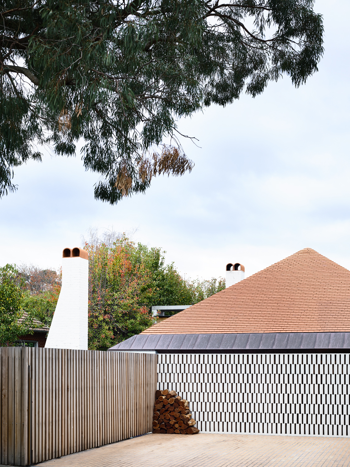 Gallery of Deepdene House / Kennedy Nolan Architects - 11