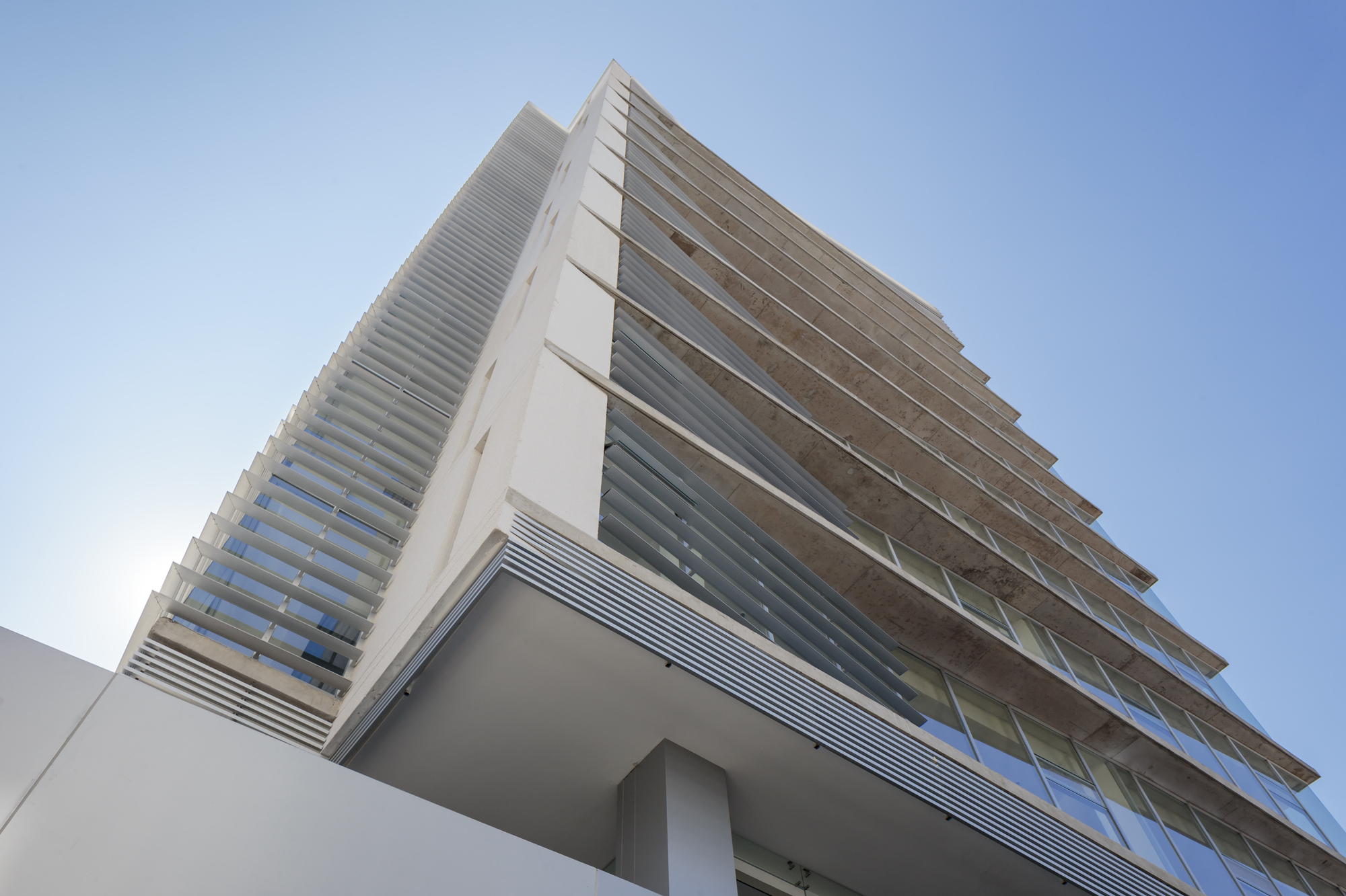 Galería de Titanium Plaza / RVC Arquitectos - 7