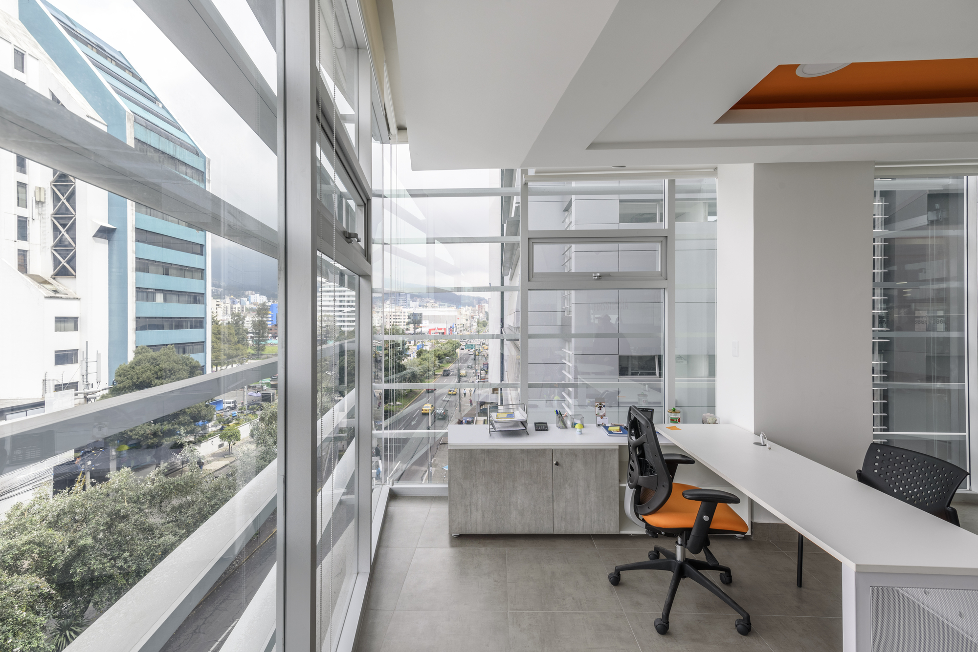 Galería de Titanium Plaza / RVC Arquitectos - 11