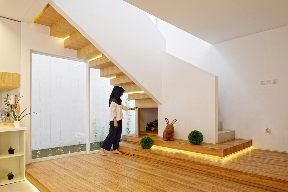 Gallery of Inset House / DELUTION - 10