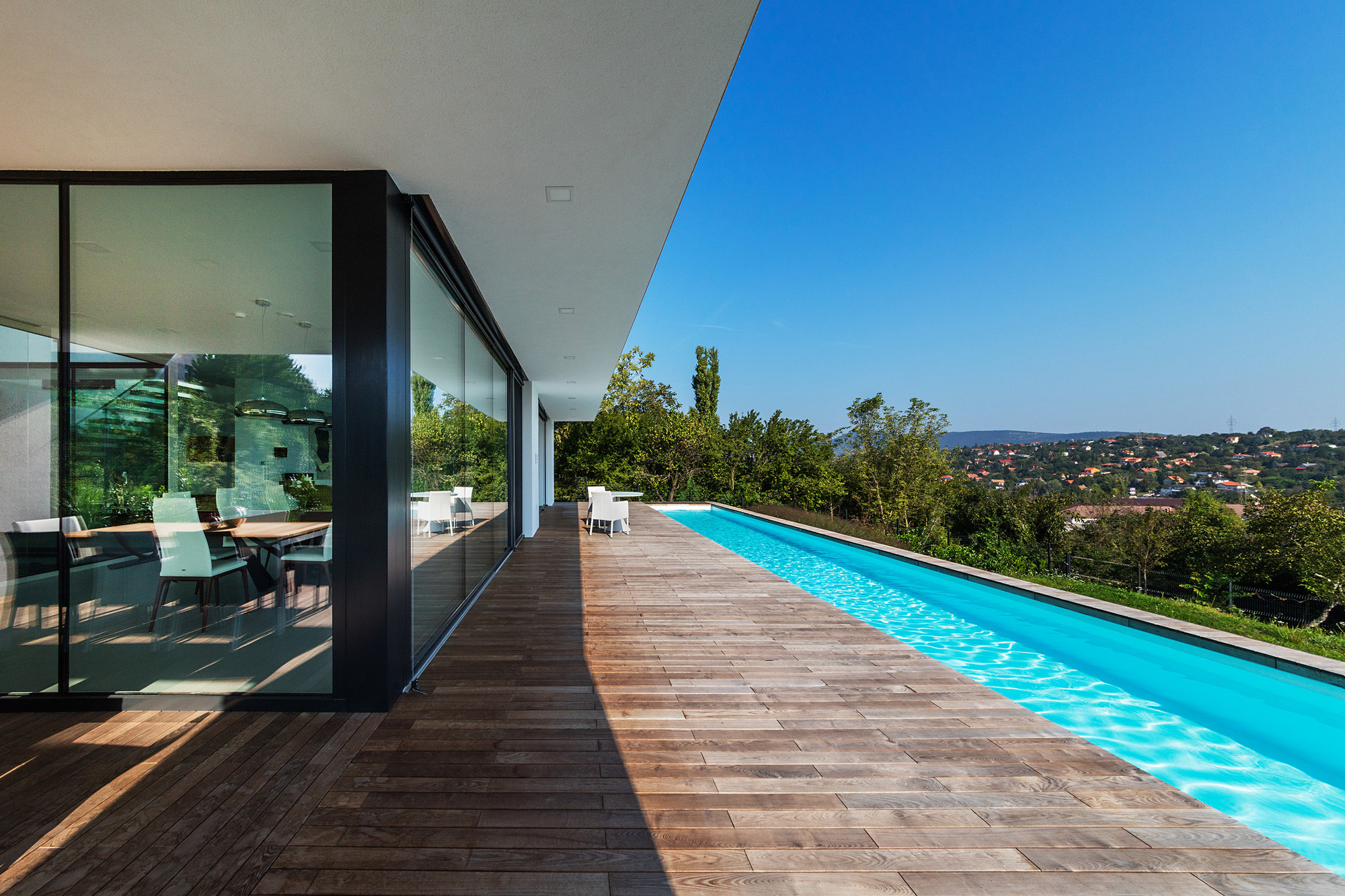 Gallery of Transparent Solutions / Tóth Project Architect Office - 4