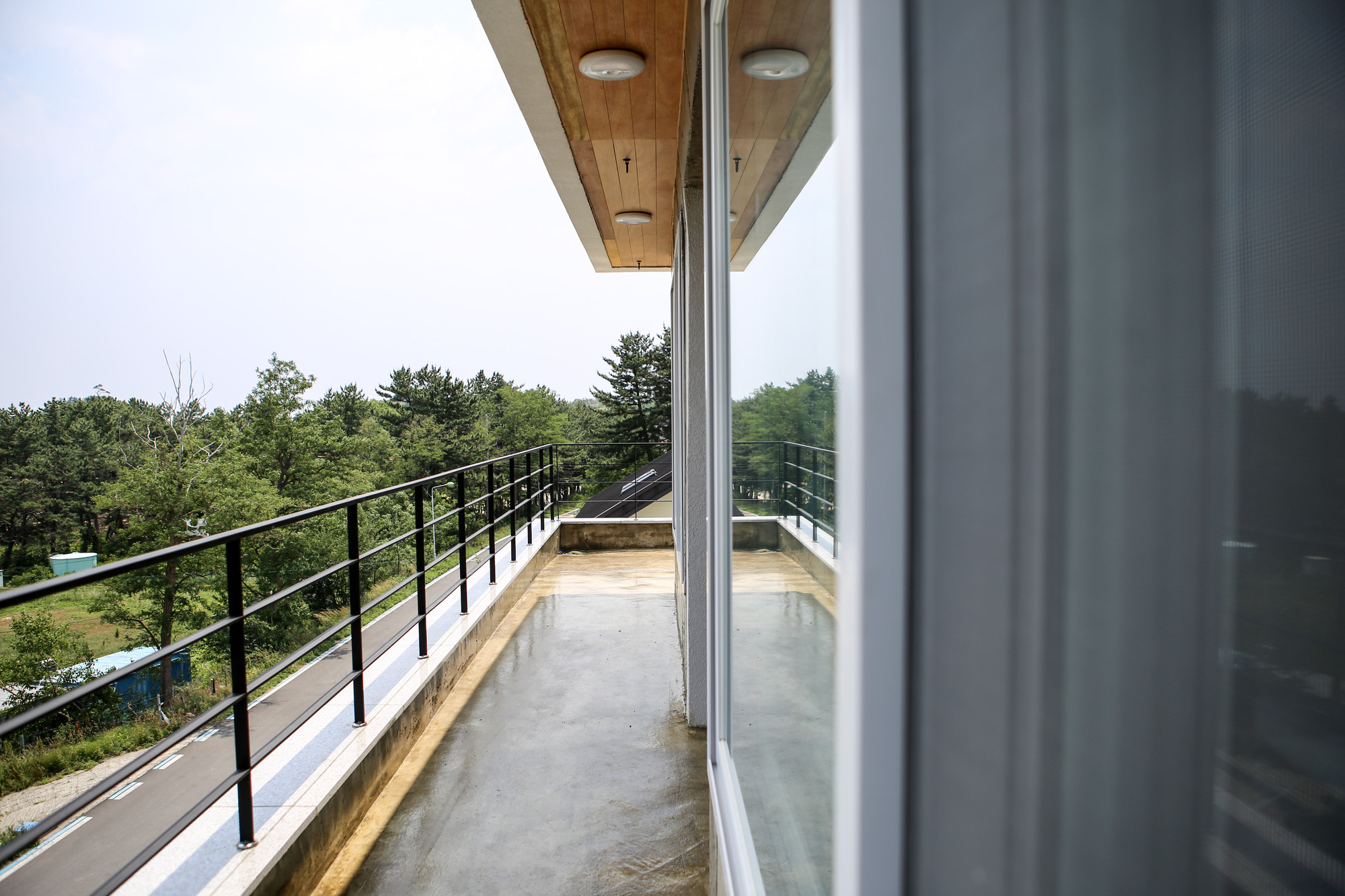 画廊 建筑师与陶瓷艺术家自由灵魂的碰撞：Gwang-Gyeong-Won 住宅 / Kang-il Lim + Eunmi Kim - 46