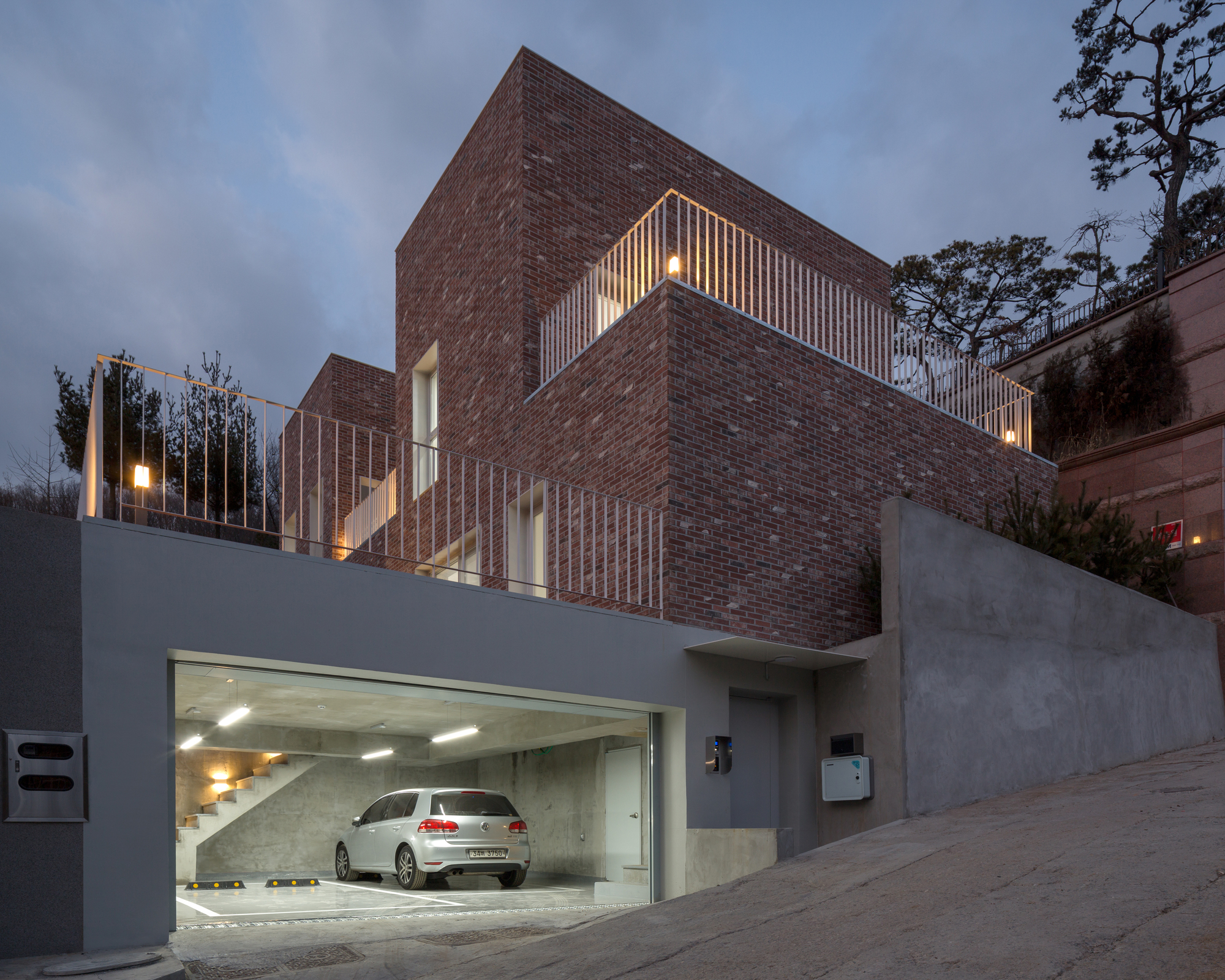 Gallery of Poly House / Farming Architecture - 4