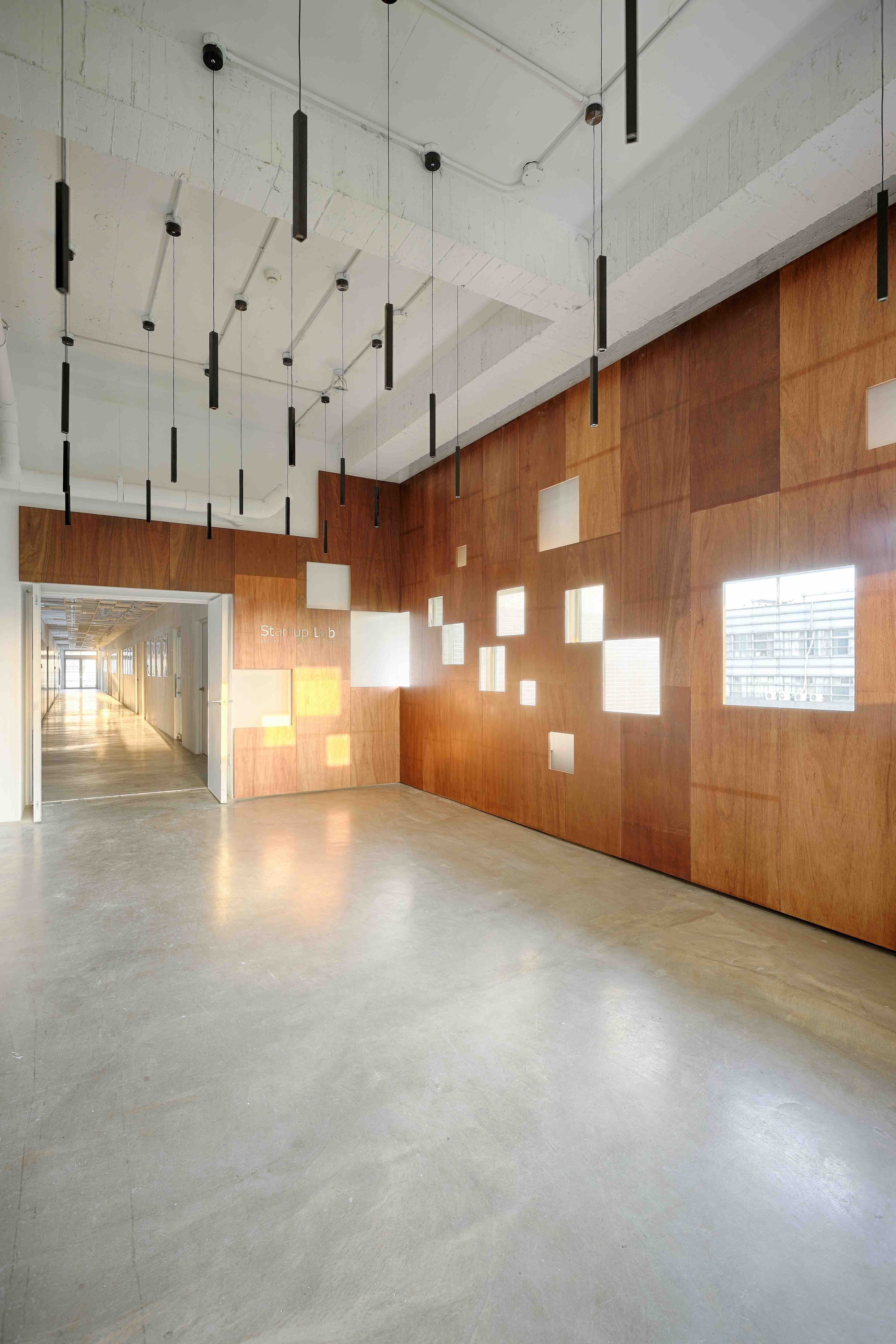 Gallery of Startup Lab / Fieldevo Design Studio - 22