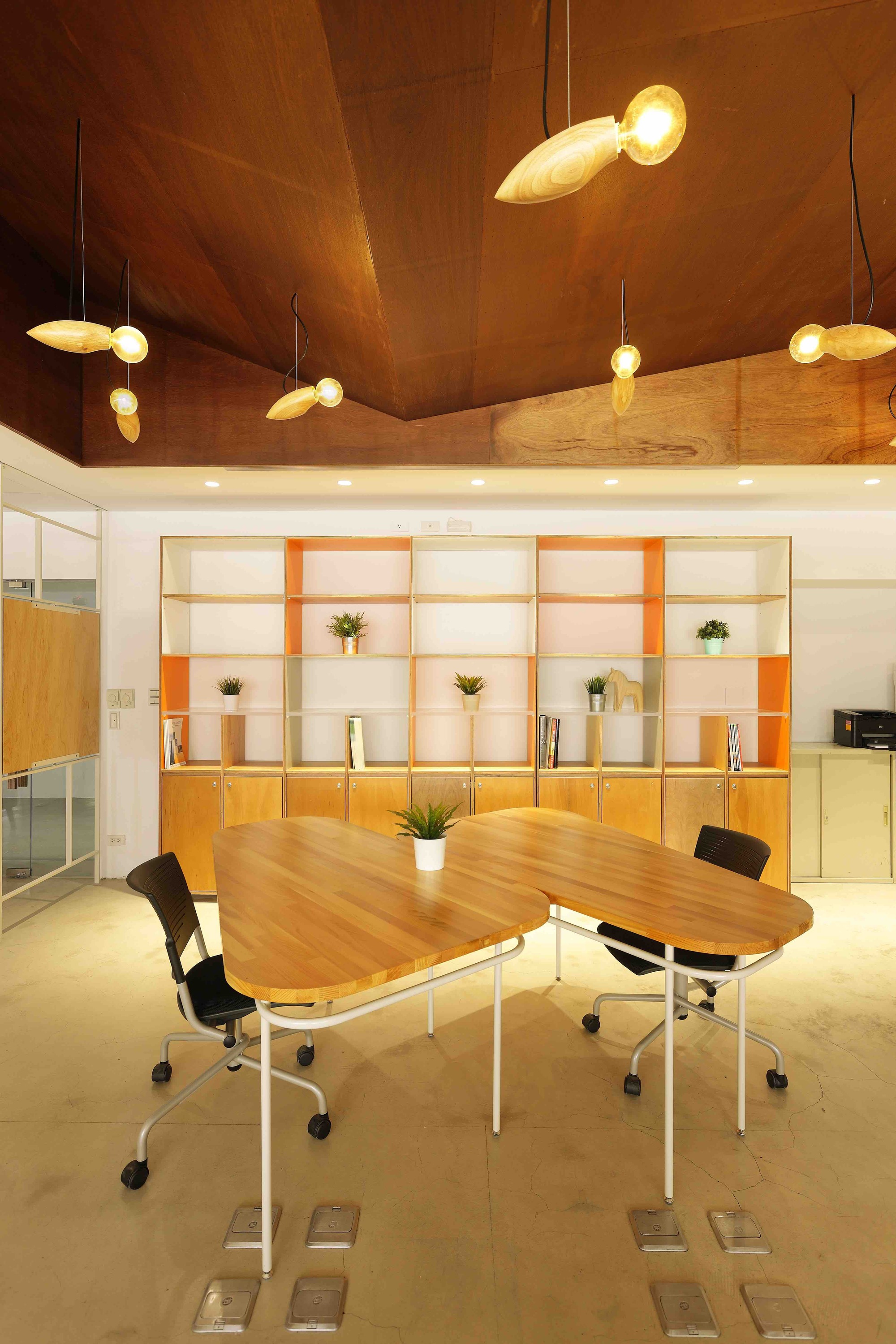 Gallery of Startup Lab / Fieldevo Design Studio - 5