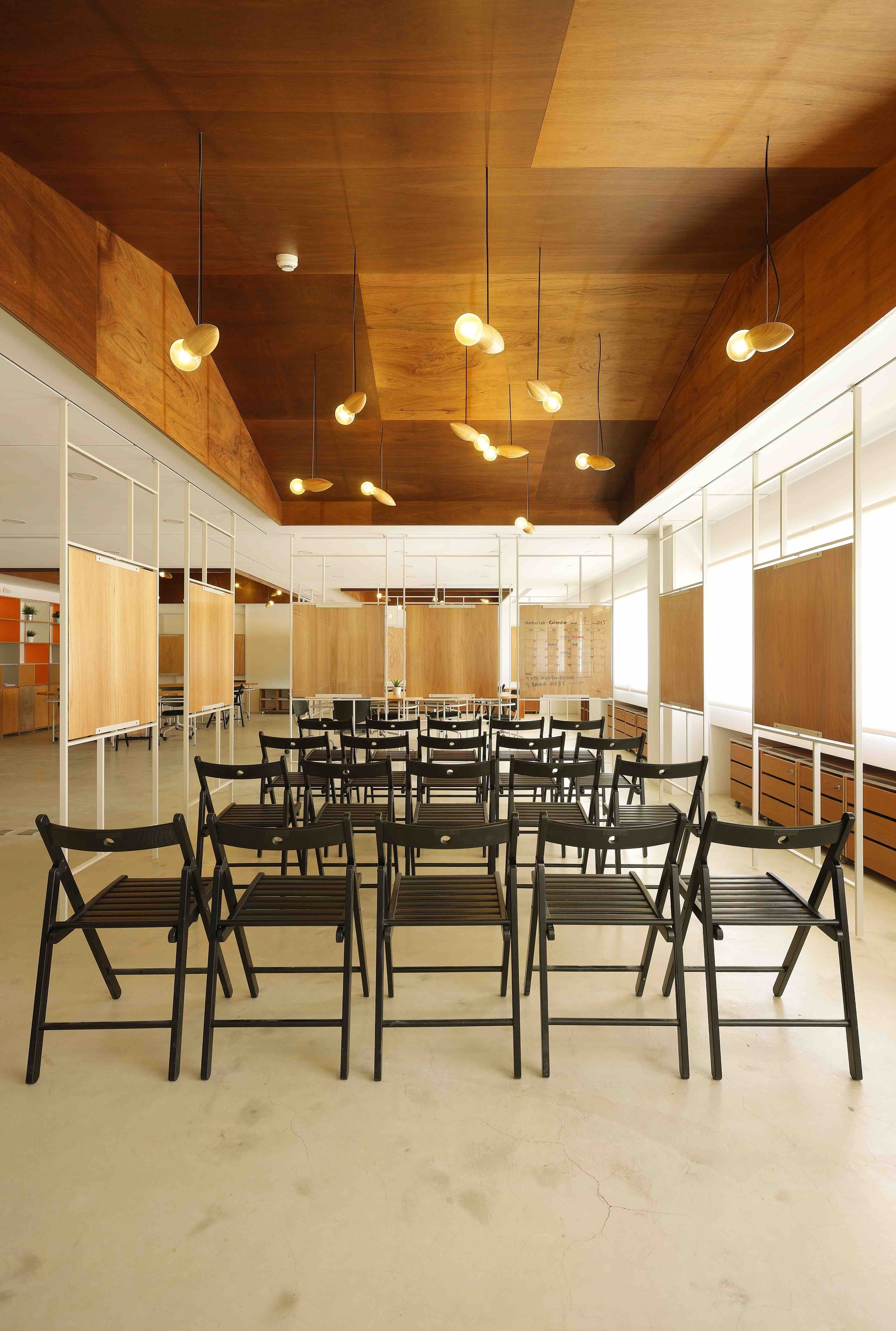 Gallery of Startup Lab / Fieldevo Design Studio - 18