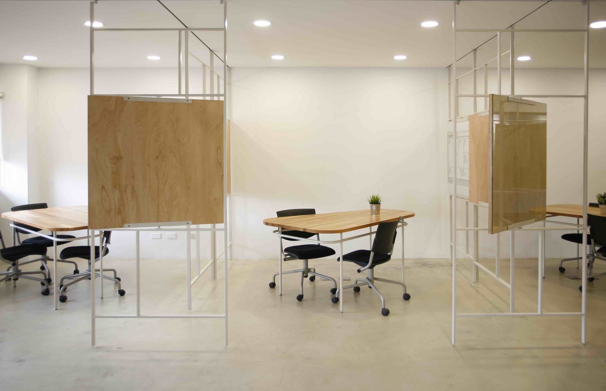 Gallery of Startup Lab / Fieldevo Design Studio - 11