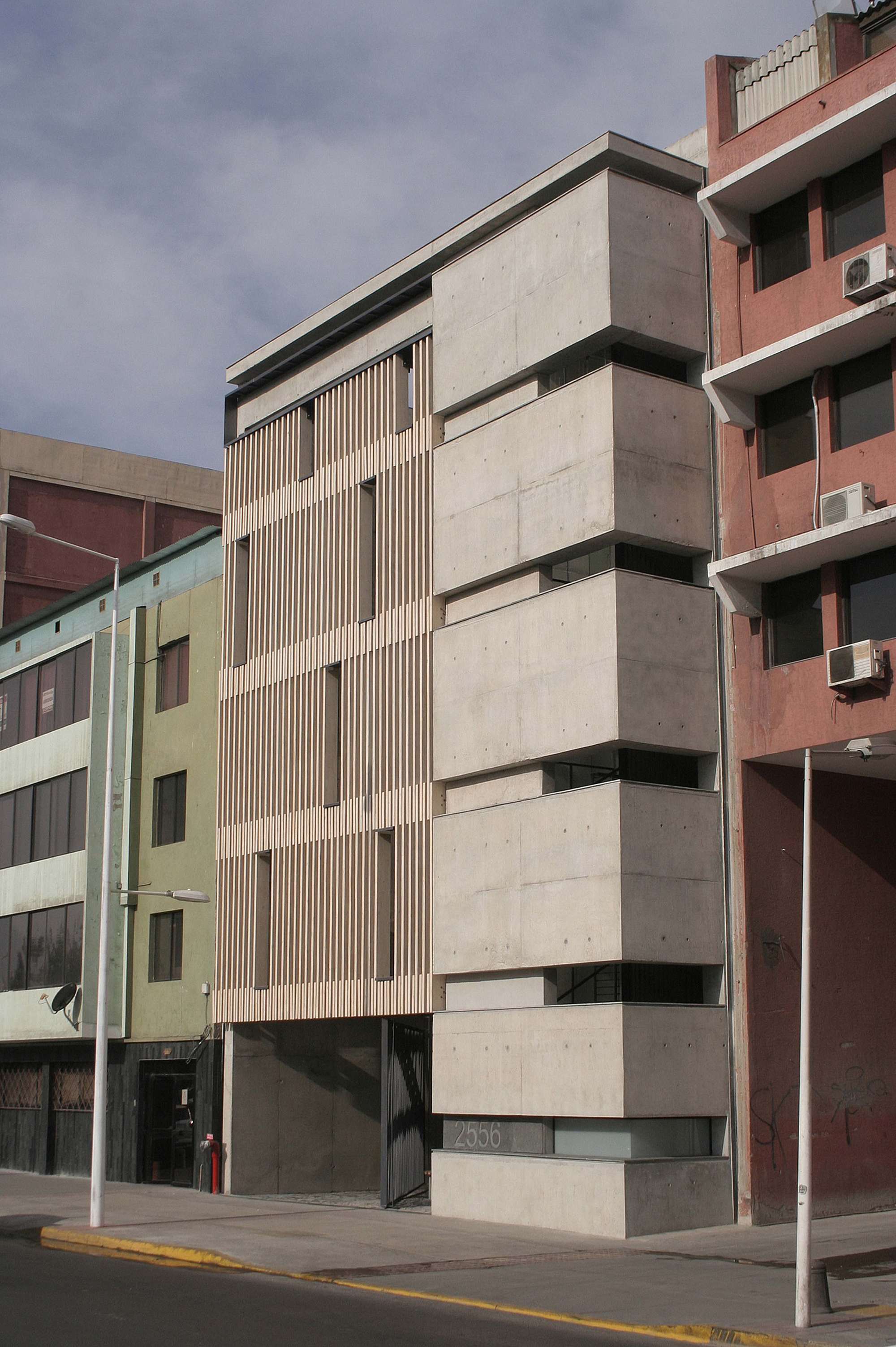Gallery of CONSORCIO Antofagasta Building / +arquitectos - 10