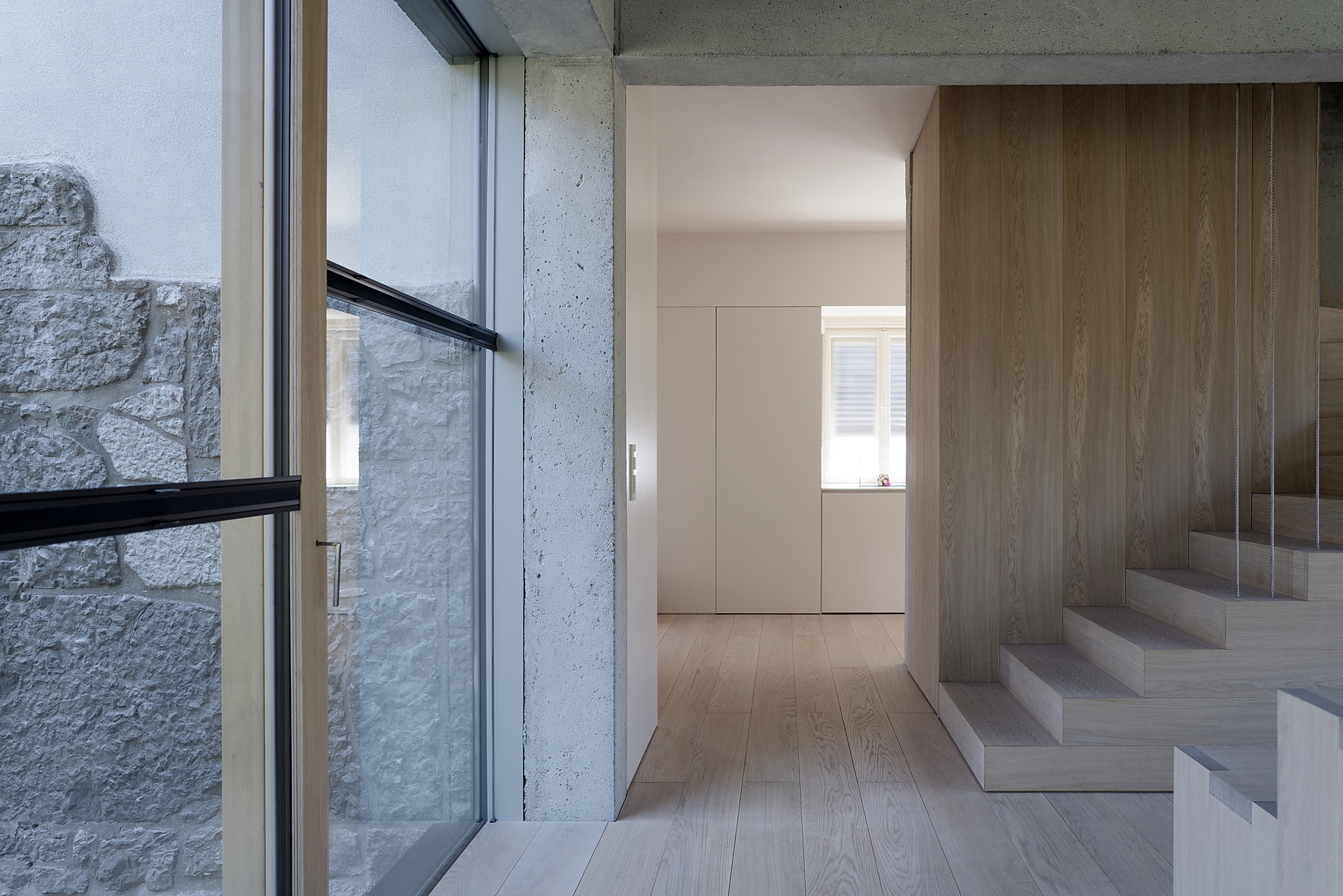 Gallery of 3SHOEBOX House / OFIS Architects - 27