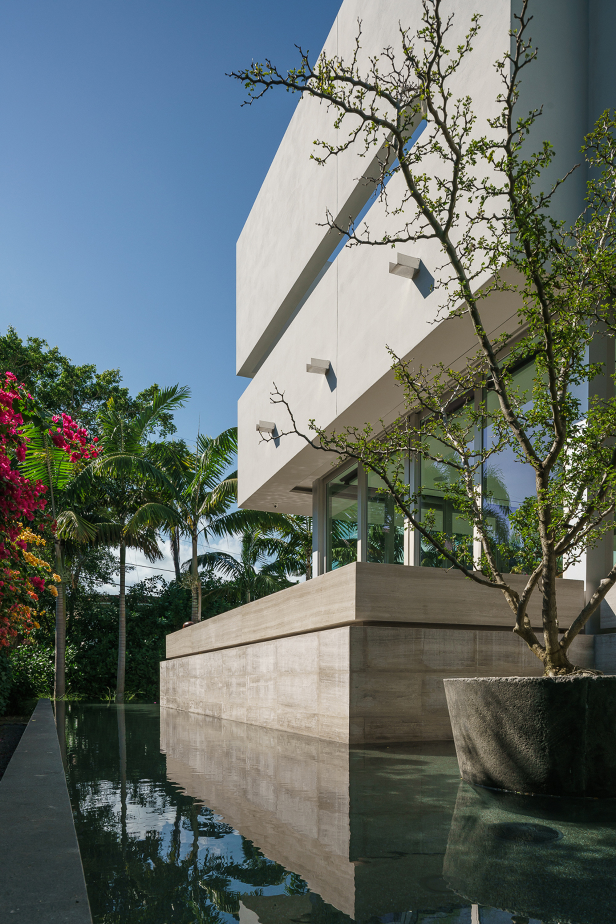 Gallery of Ron Rojas House / Rene Gonzalez Architect - 16
