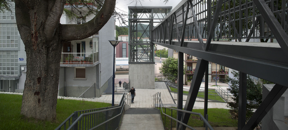 Gallery of 8 Urban Elevators That Bring Connectivity and Continuity to ...